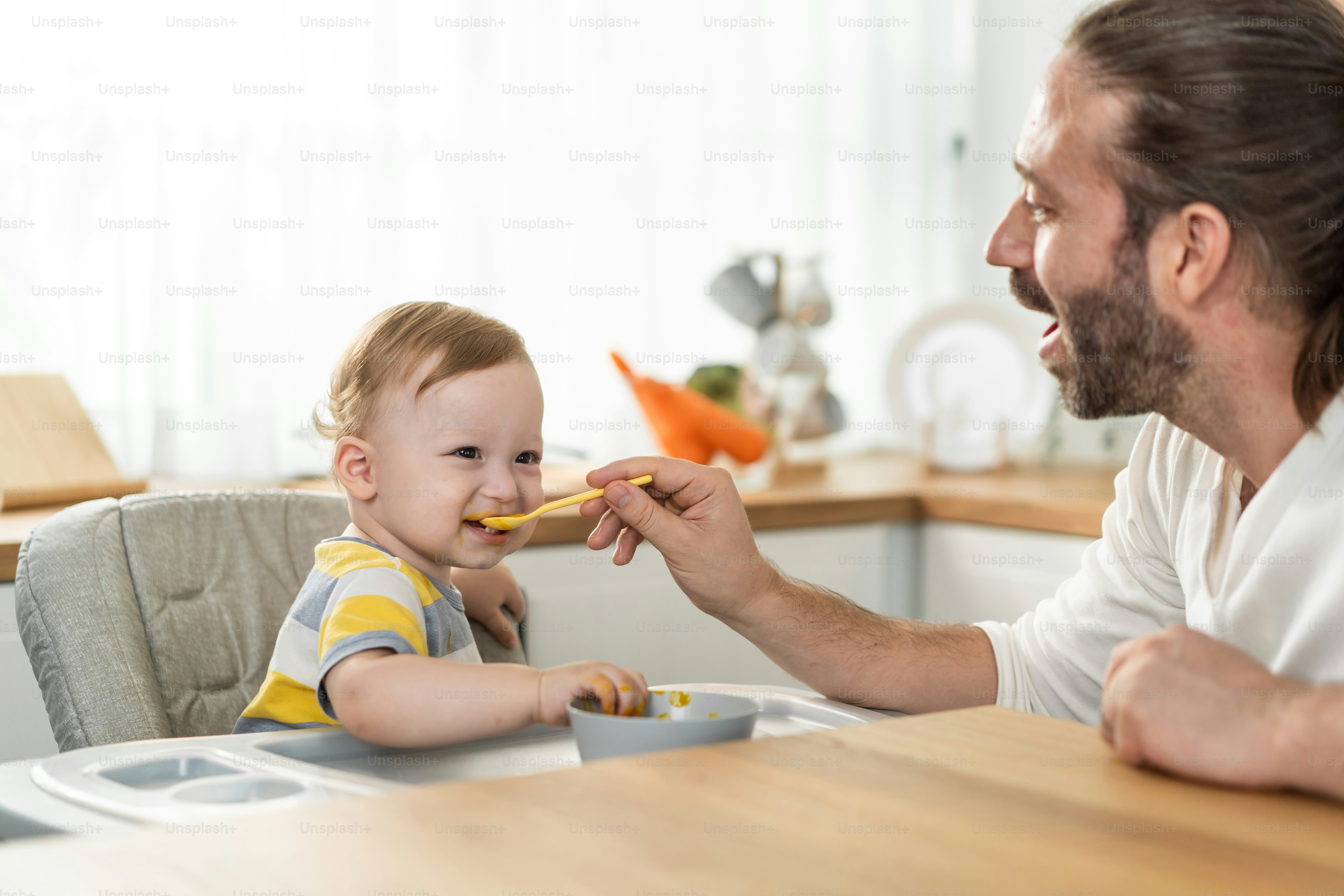 Feeding Pictures | Download Free Images on Unsplash