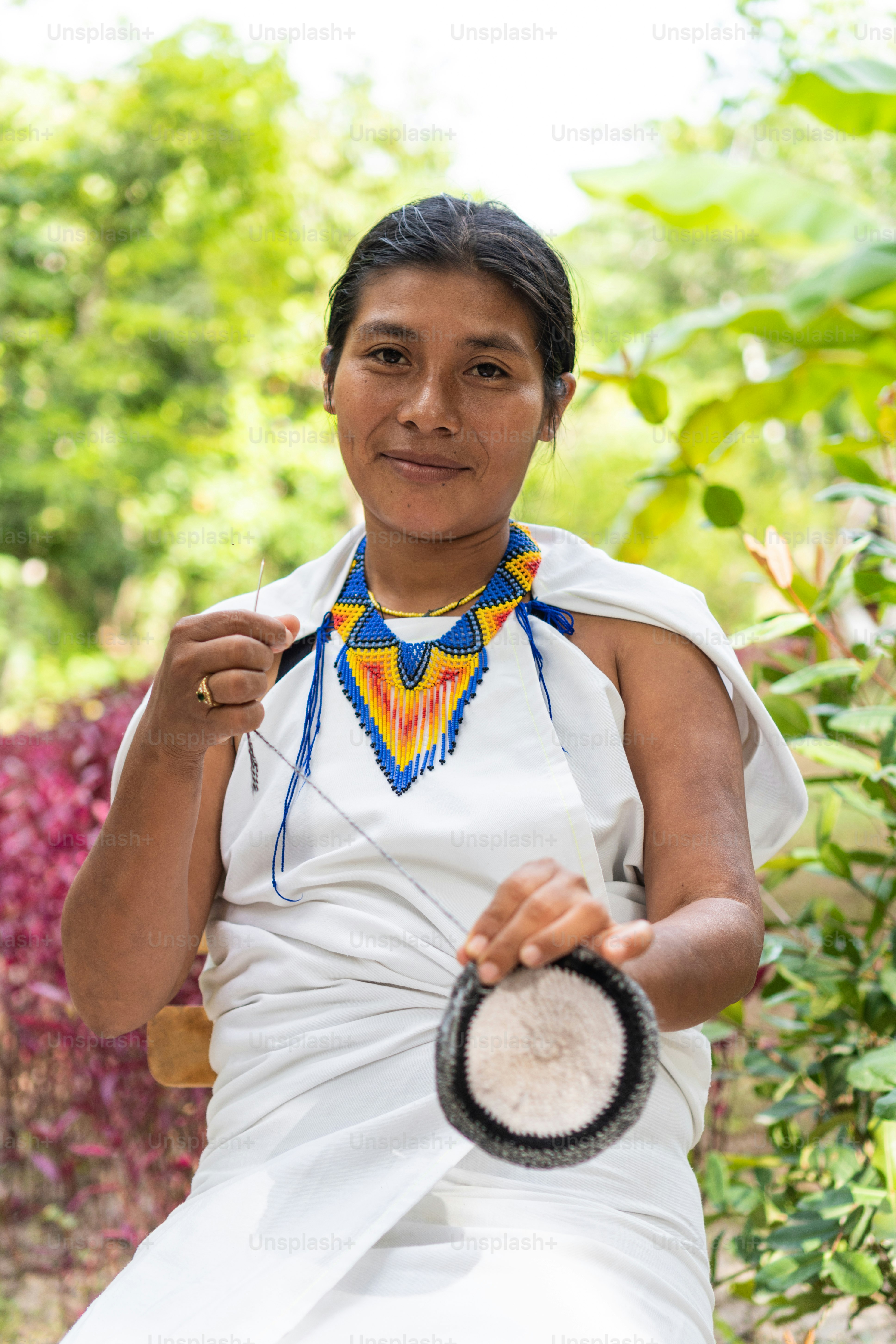 Portrait of a Colombian woman in traditional clothing. Beautiful shot ...
