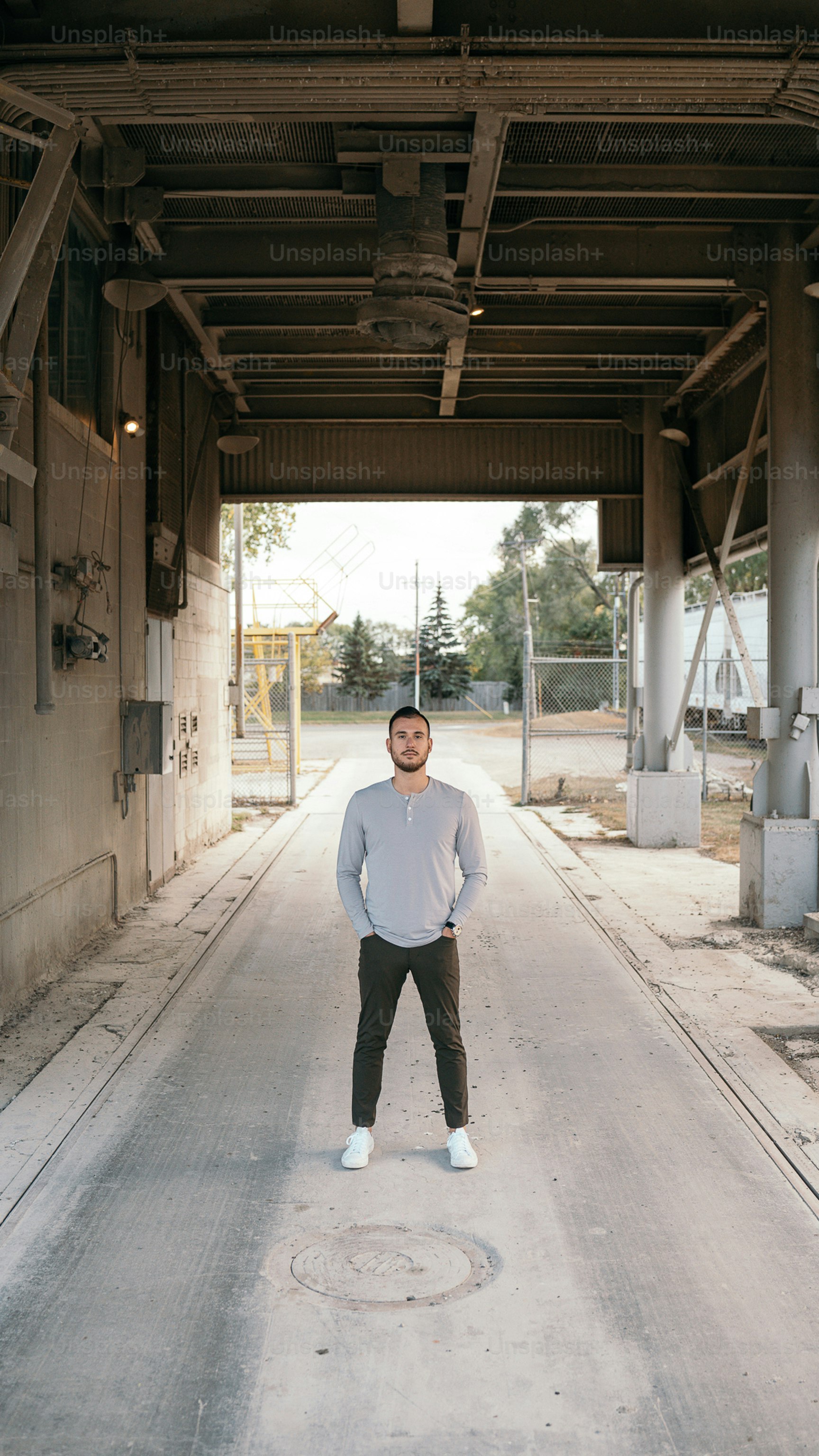 1500+ Guy Pictures | Download Free Images on Unsplash