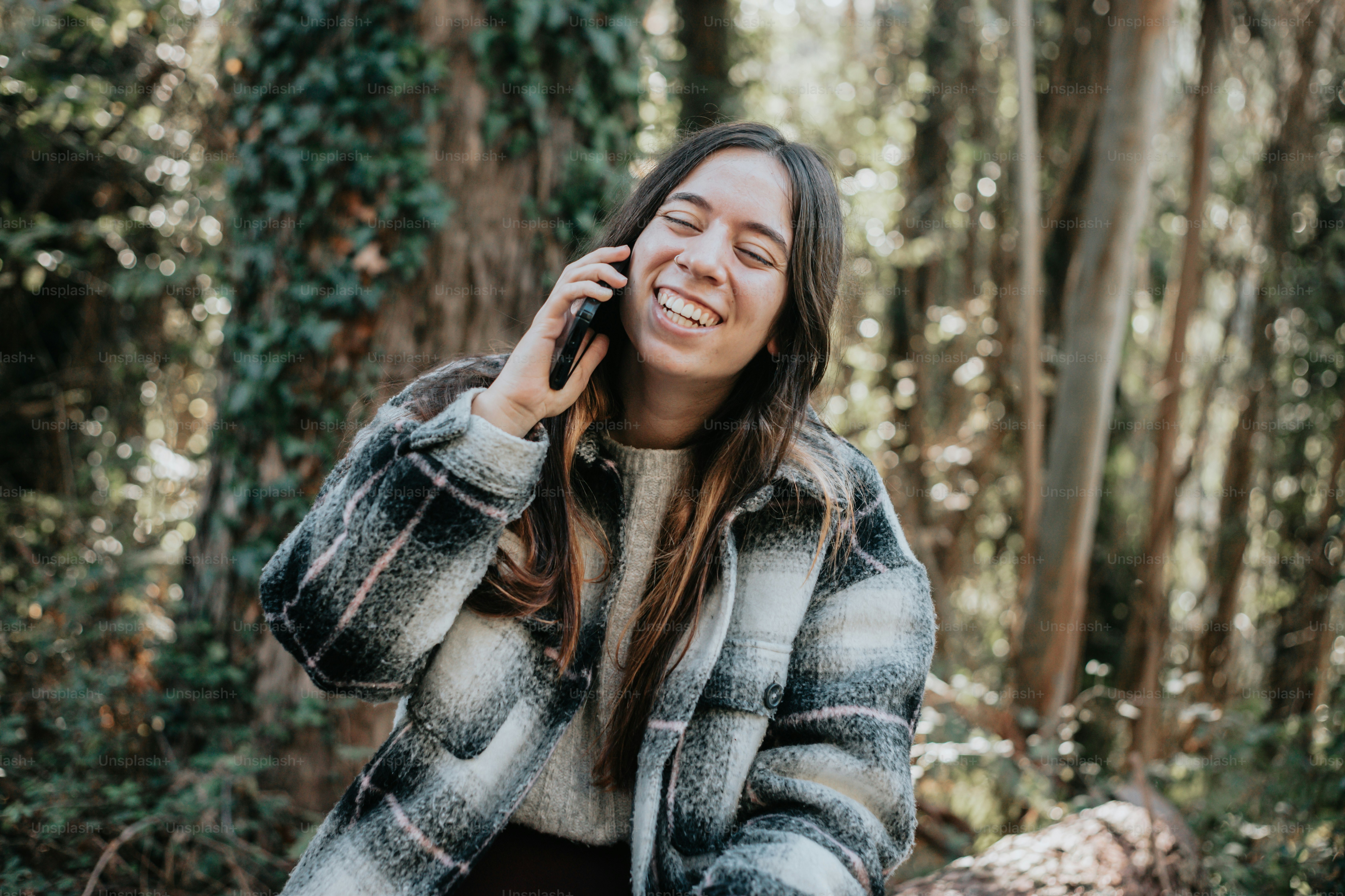1K+ Woman On Phone Pictures | Download Free Images on Unsplash