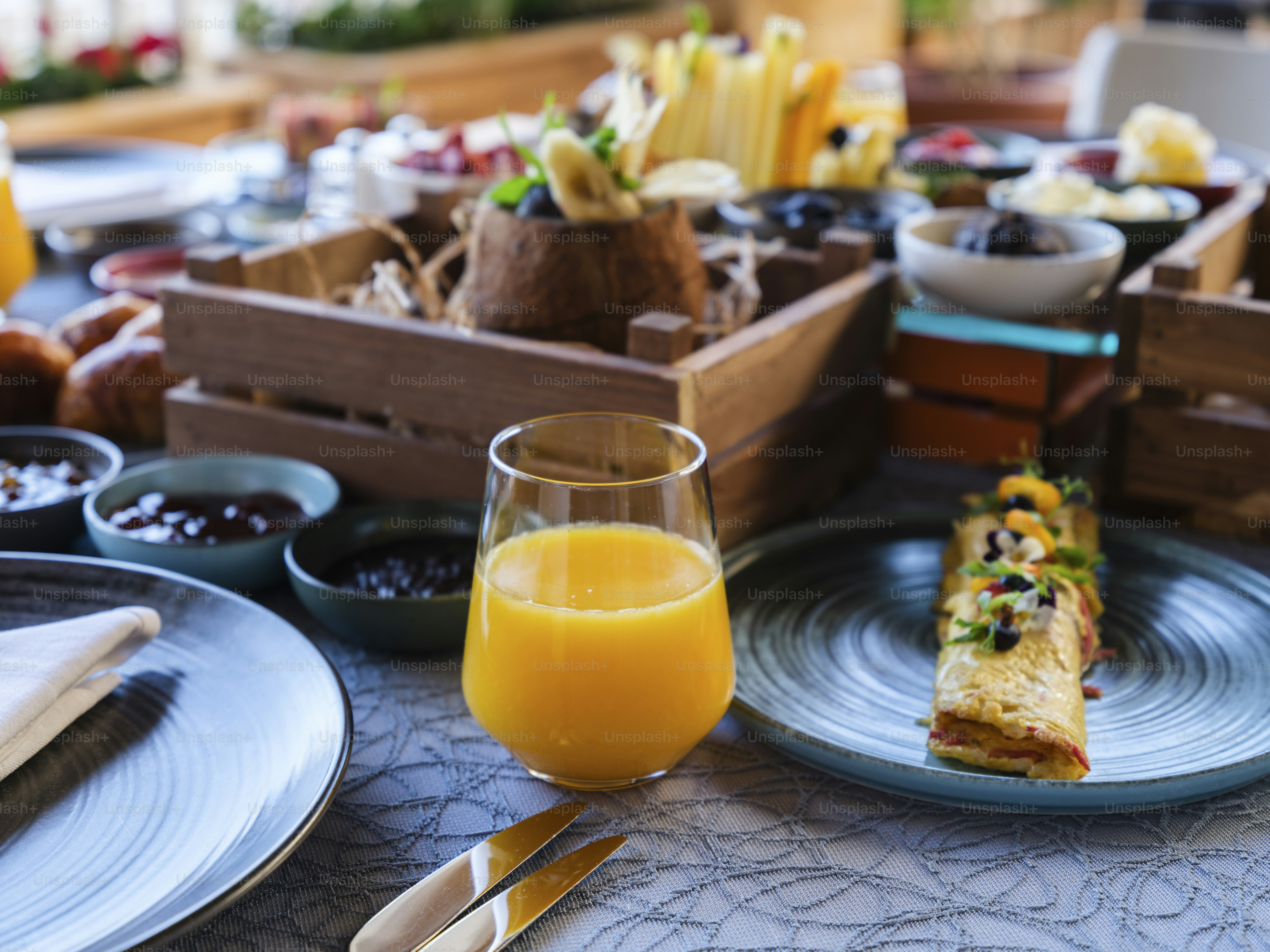Breakfast Buffet Pictures | Download Free Images on Unsplash