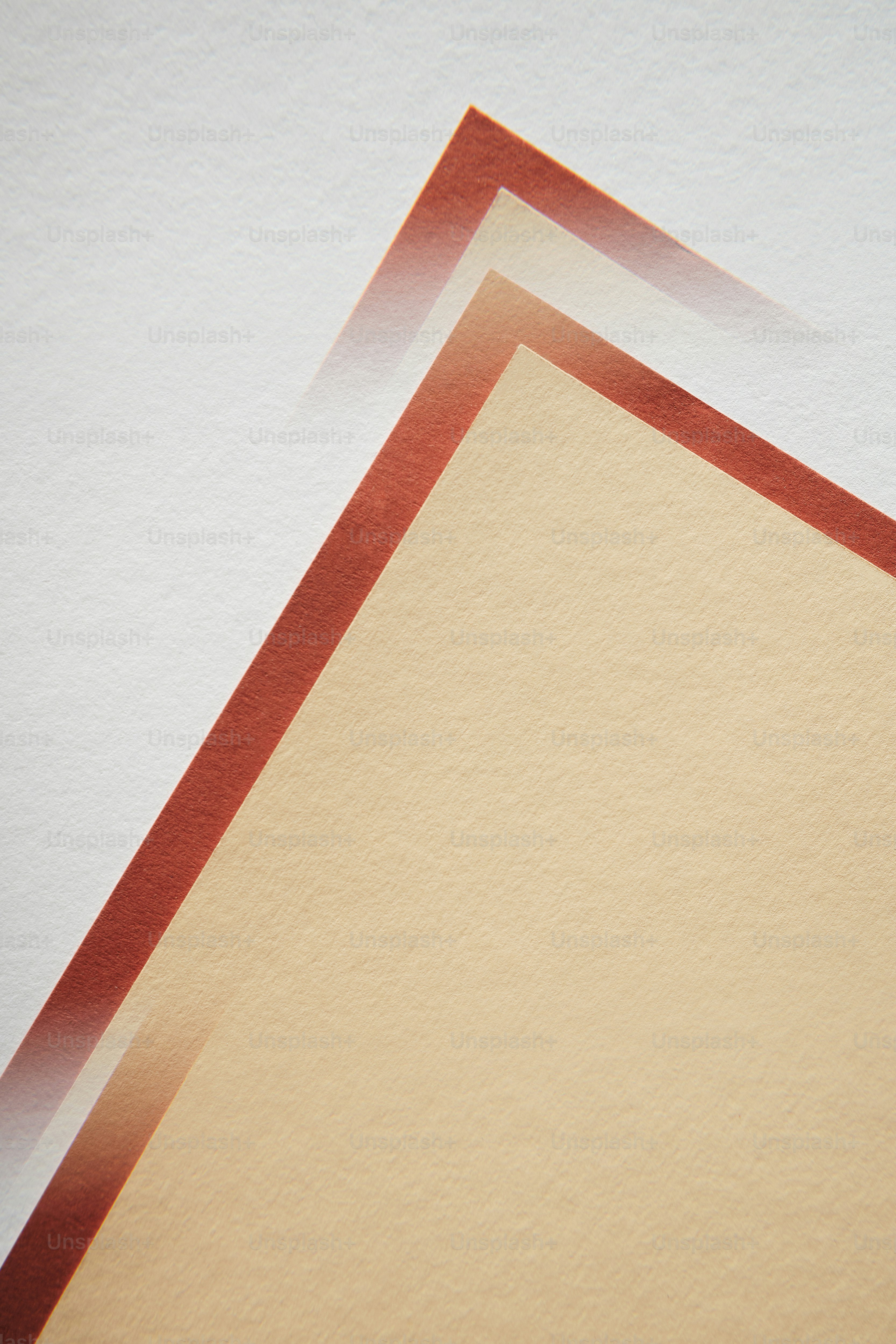 Un primer plano de un pedazo de papel foto – Imagen de Papel en Unsplash