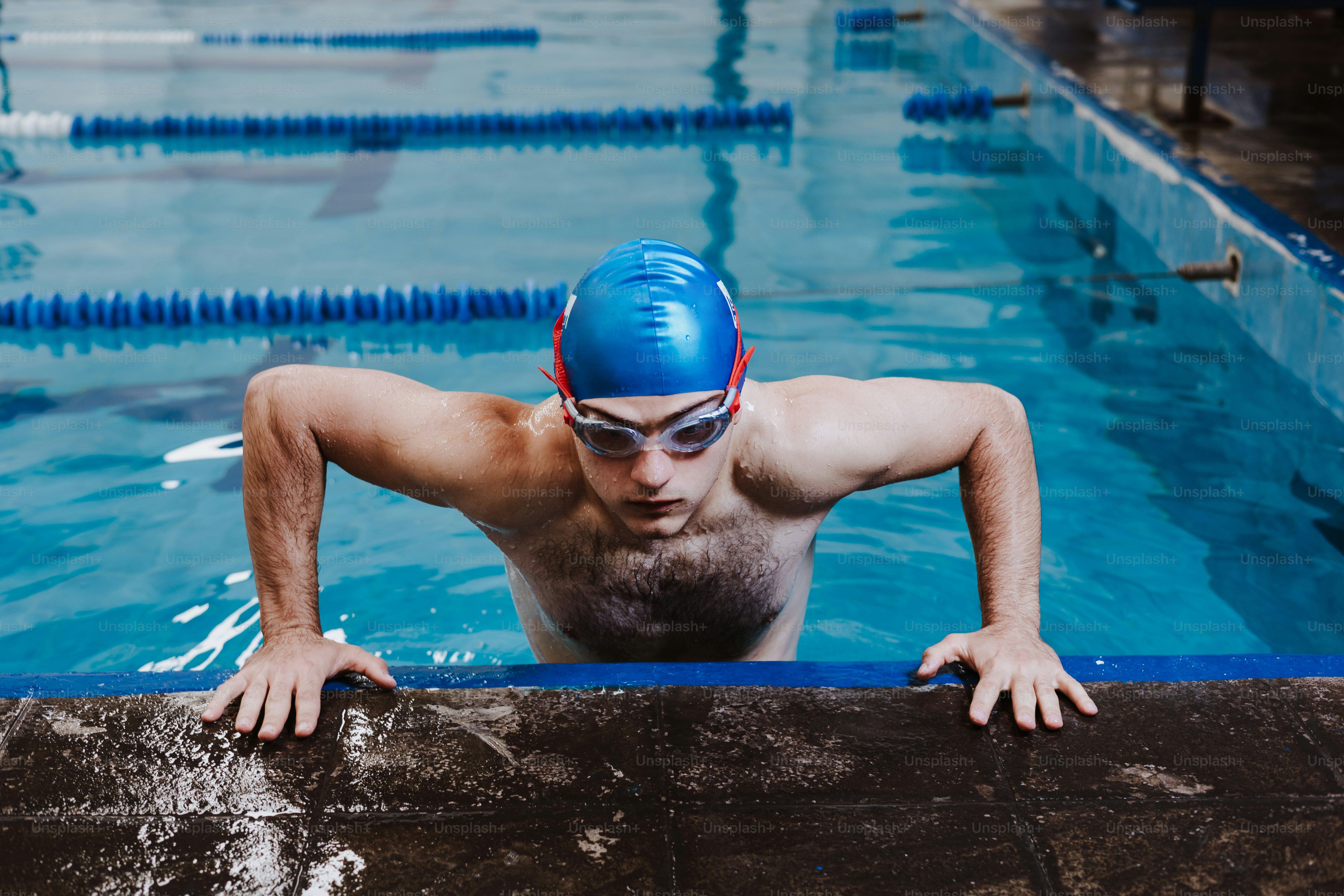Swimming Man Pictures | Download Free Images on Unsplash