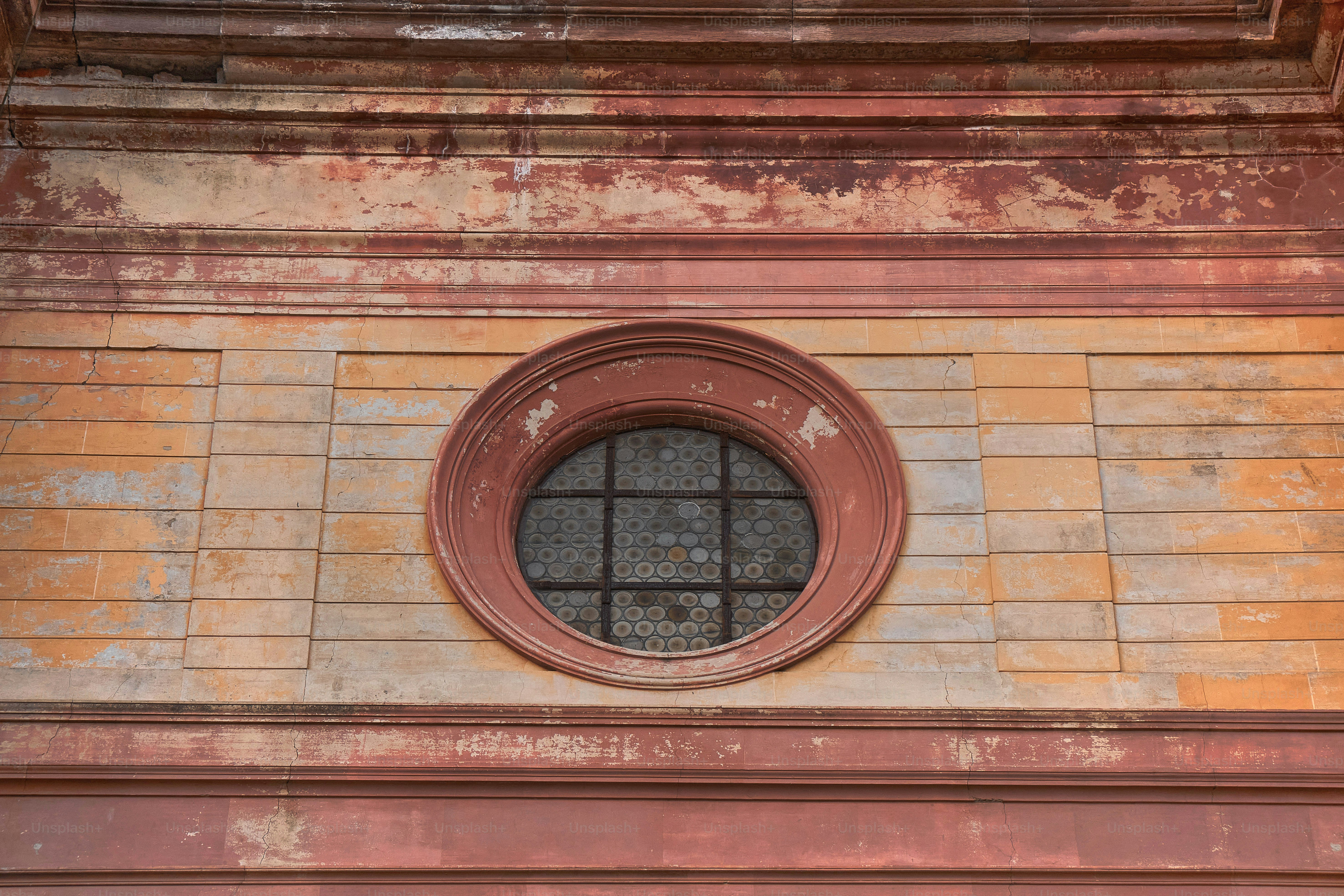 Round Window Pictures | Download Free Images on Unsplash