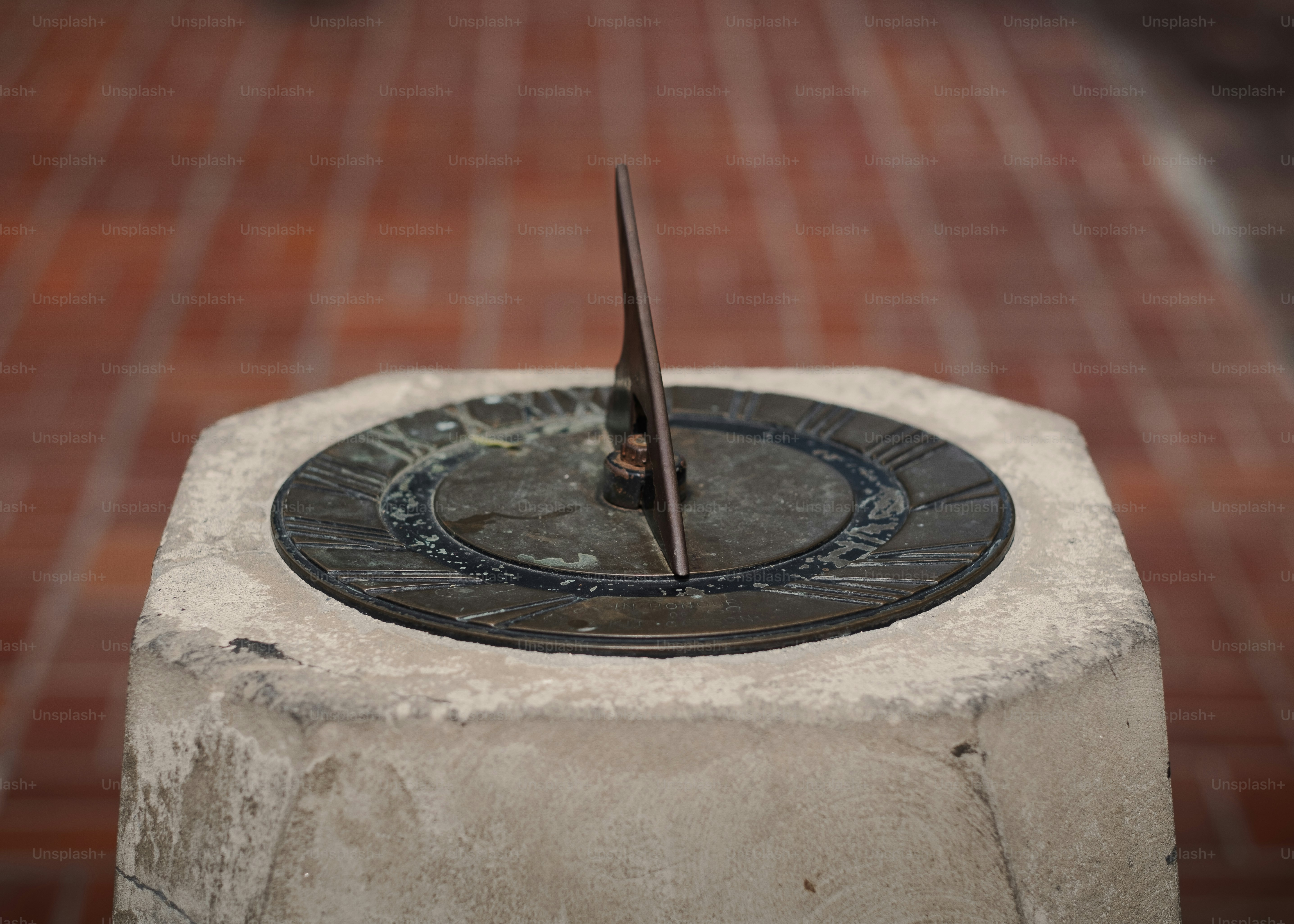Sundial Pictures | Download Free Images on Unsplash