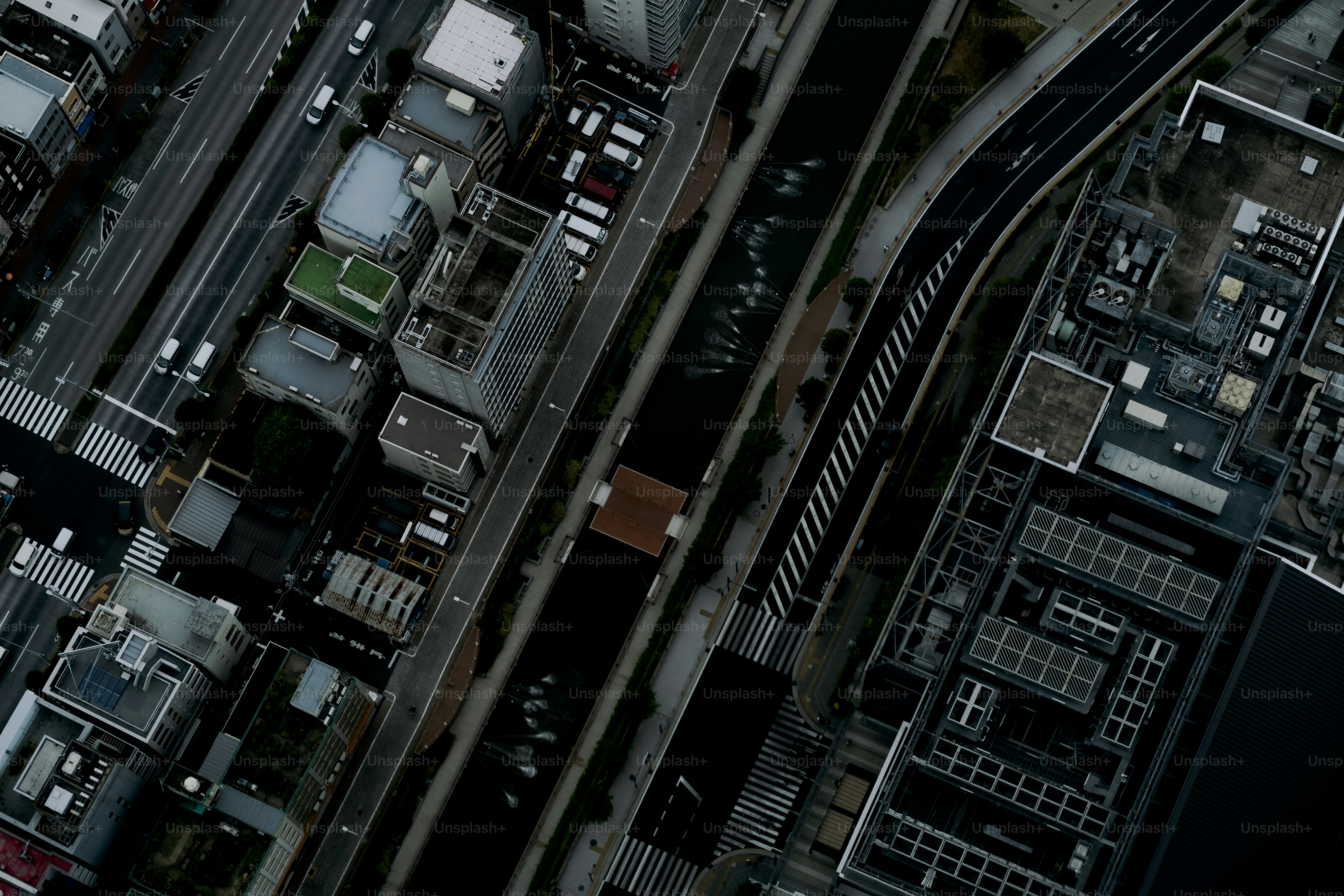 An aerial view of a city street intersection photo – Live wallpapers ...