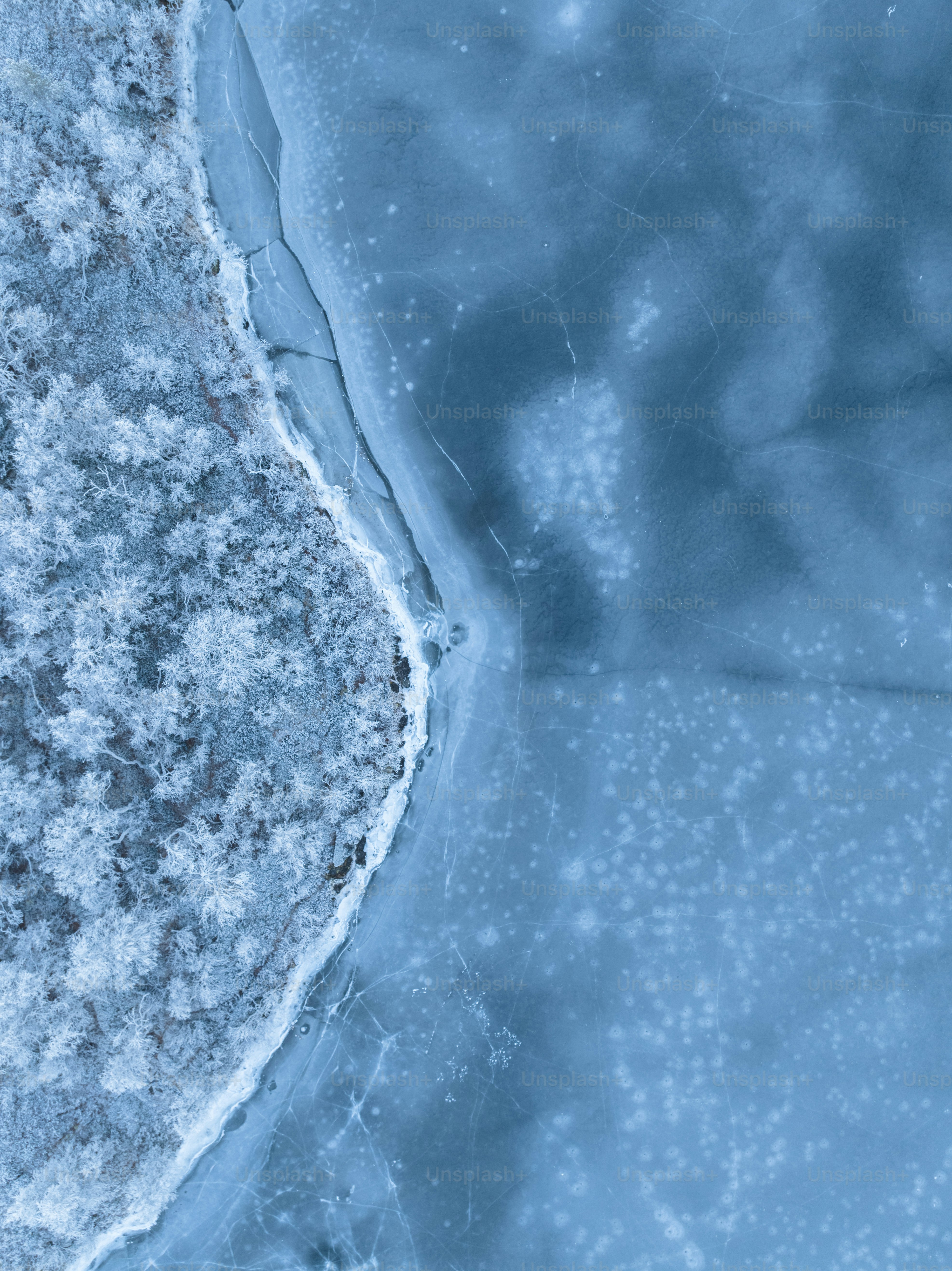 An aerial view of ice and water photo – Backgrounds Image on Unsplash