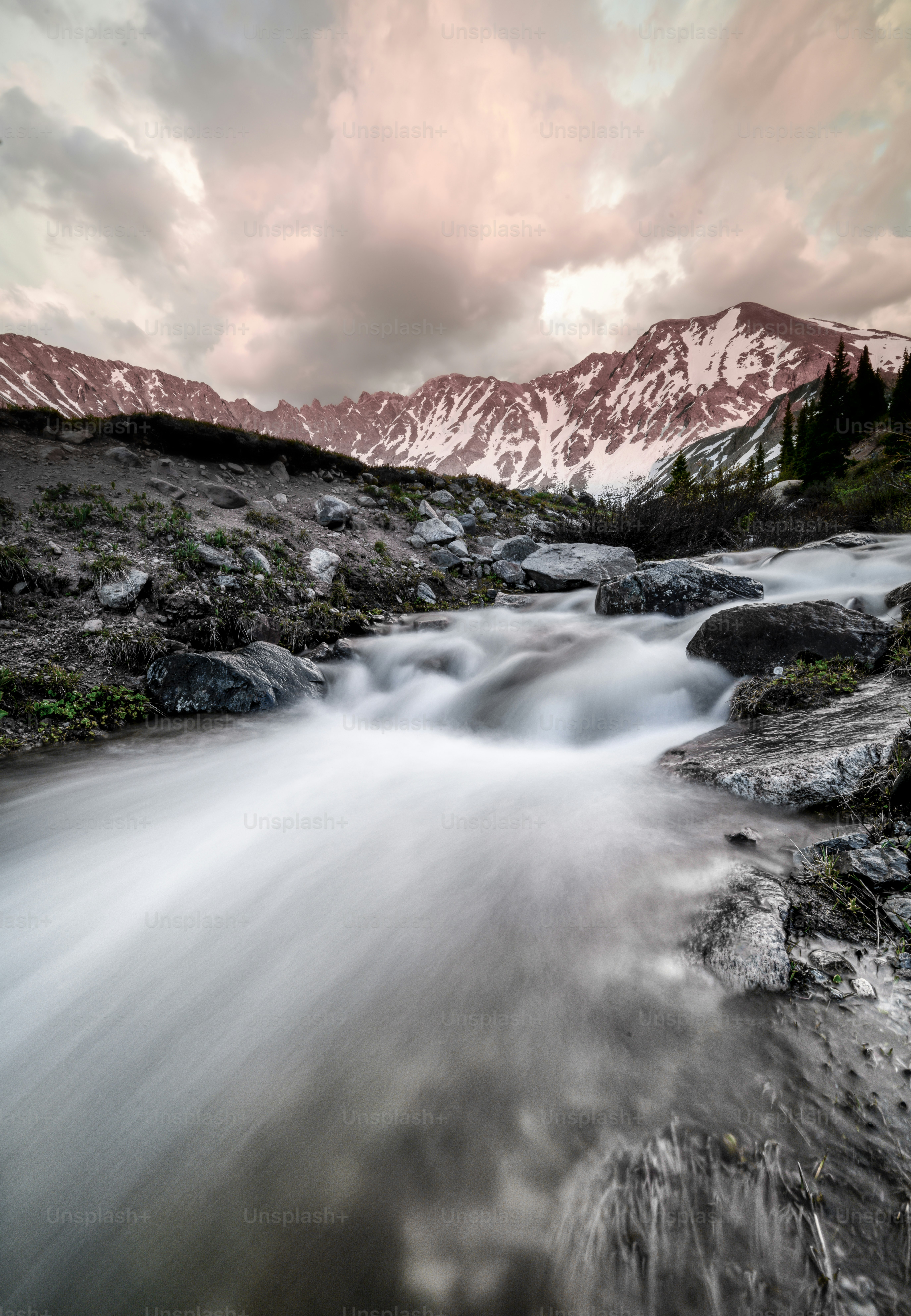 Mountains And Rivers Pictures | Download Free Images on Unsplash