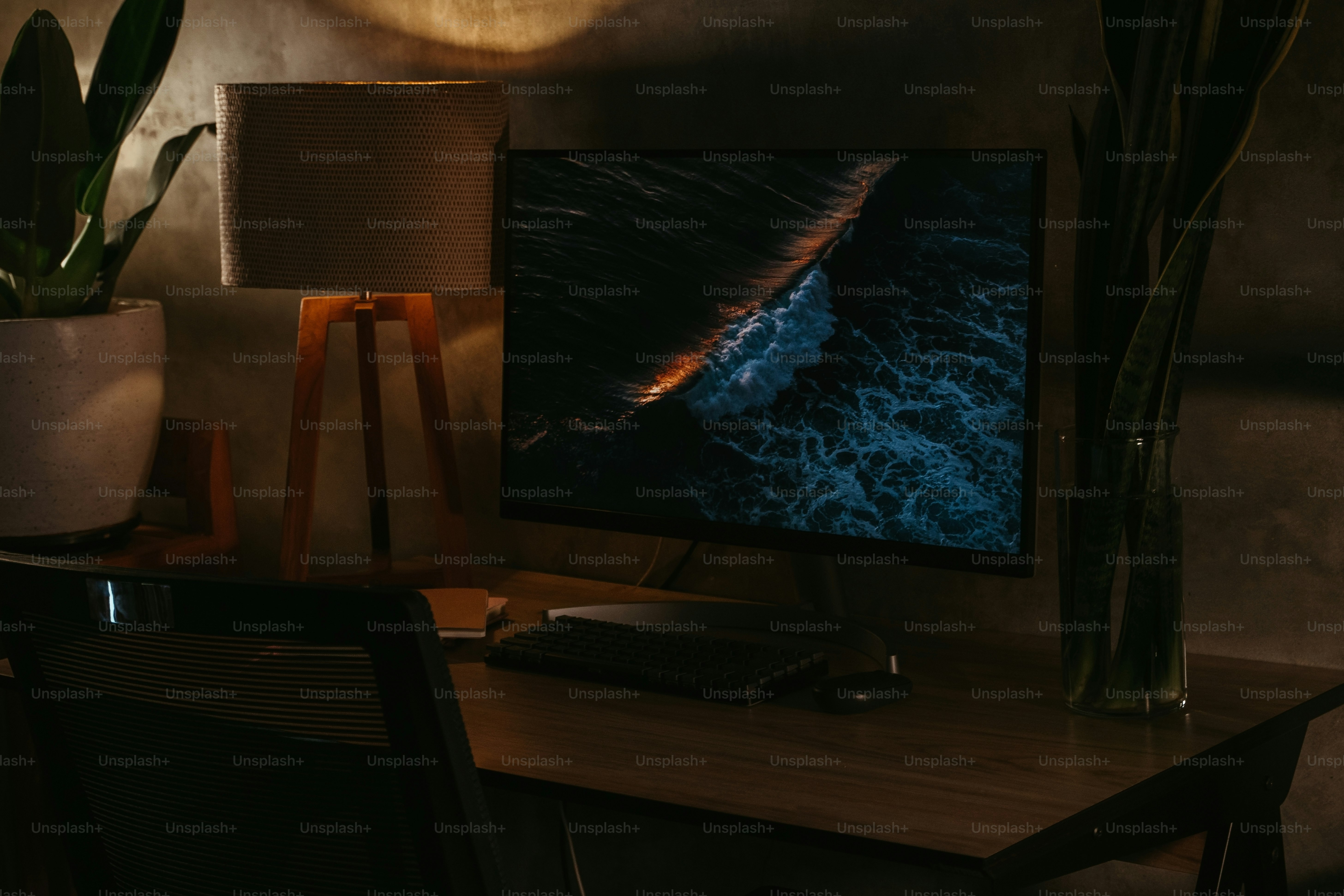 A computer monitor sitting on top of a desk photo – Desk Image on Unsplash