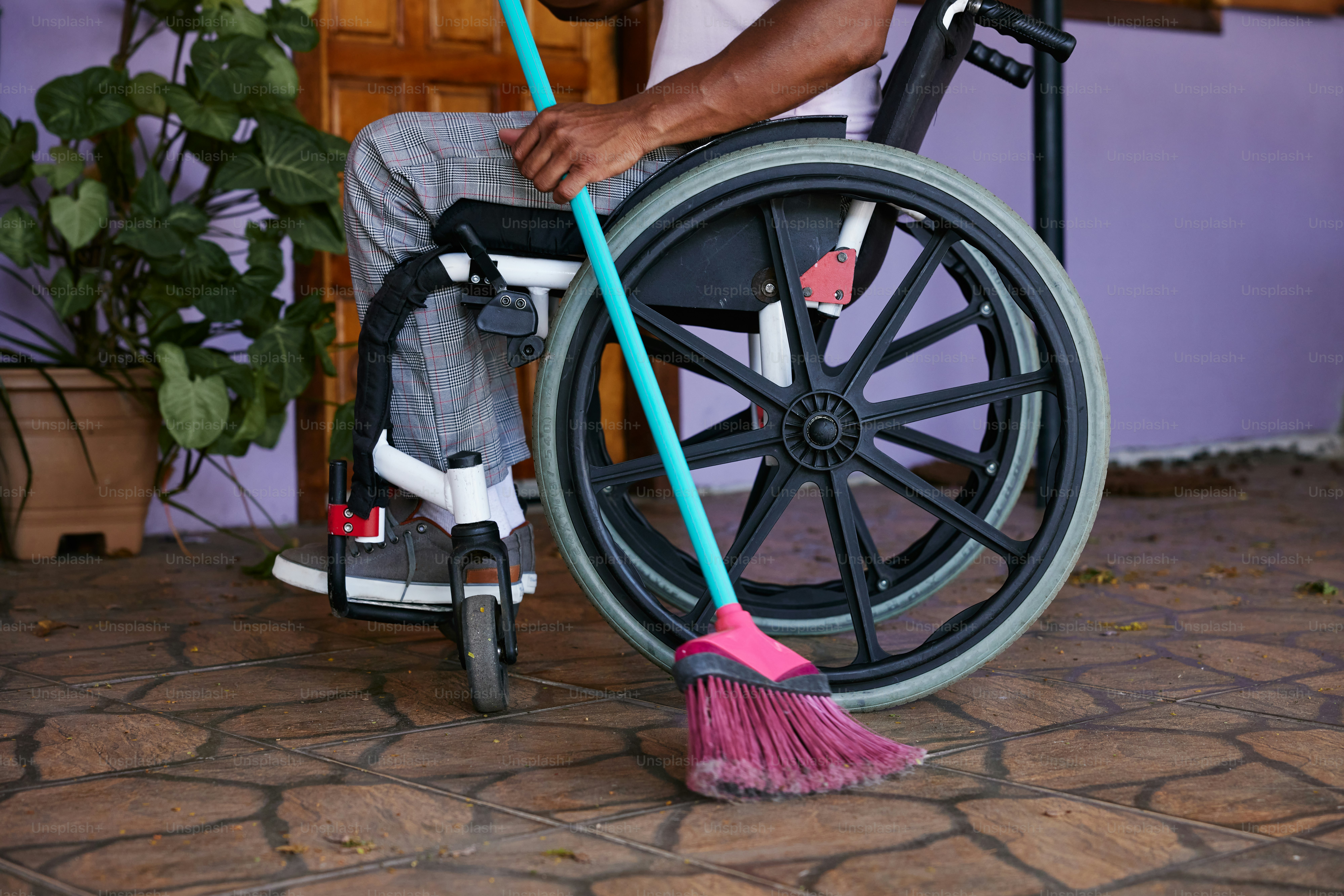 A person in a wheelchair photo – Cleaning Image on Unsplash