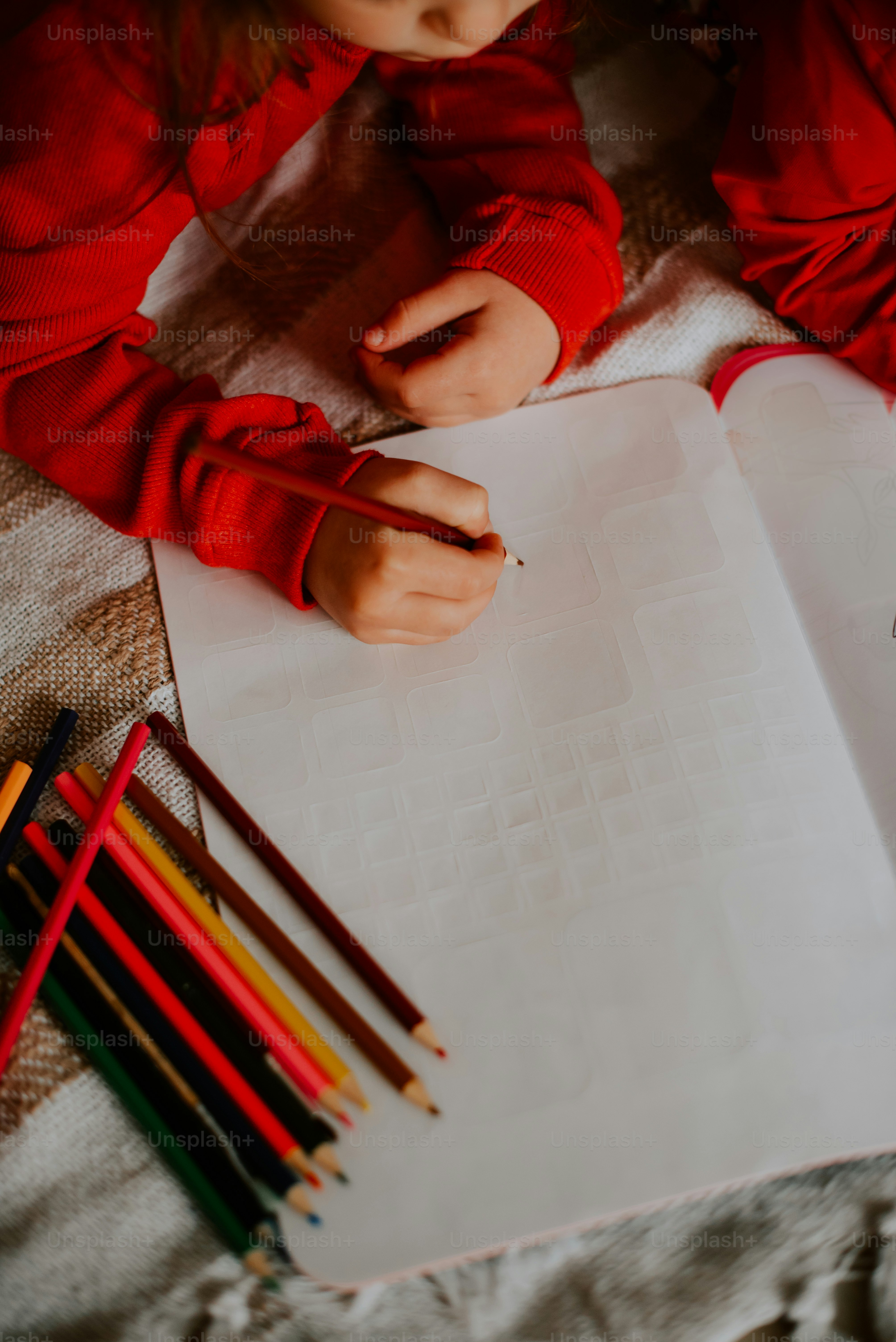 Child Drawing Pictures | Download Free Images on Unsplash