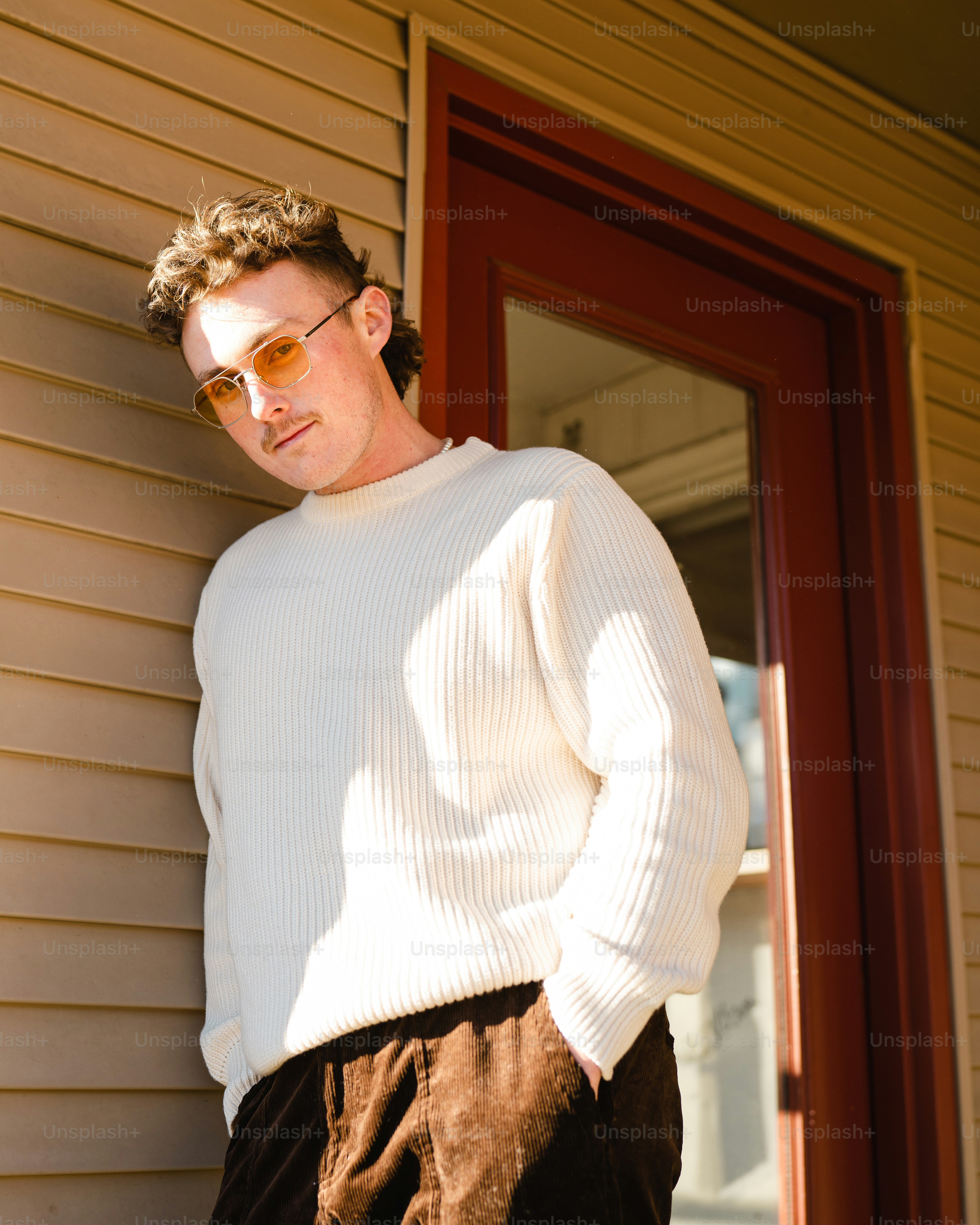 999+ Creative Profile Pictures | Download Free Images on Unsplash