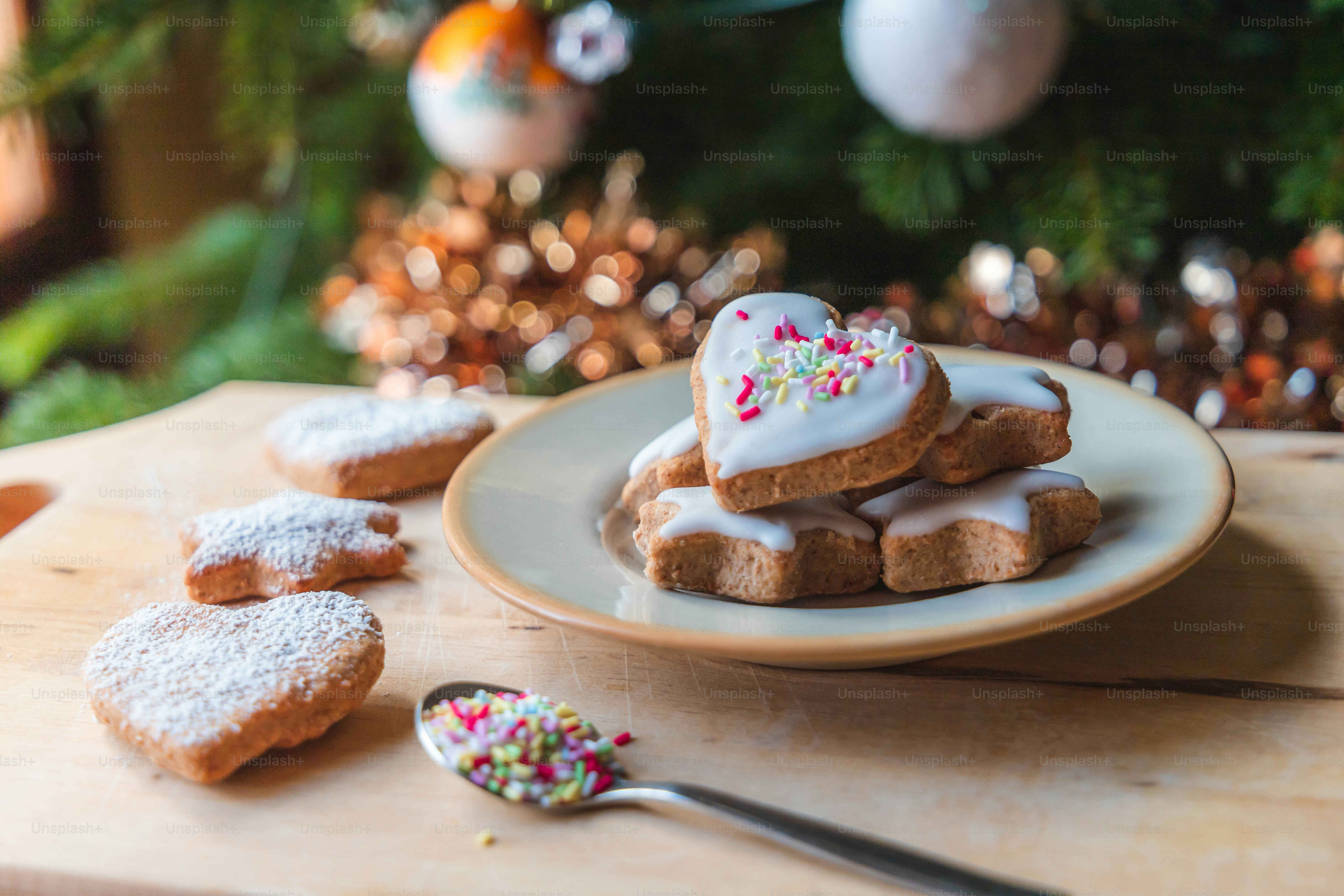 A plate of cookies photo – Food Image on Unsplash