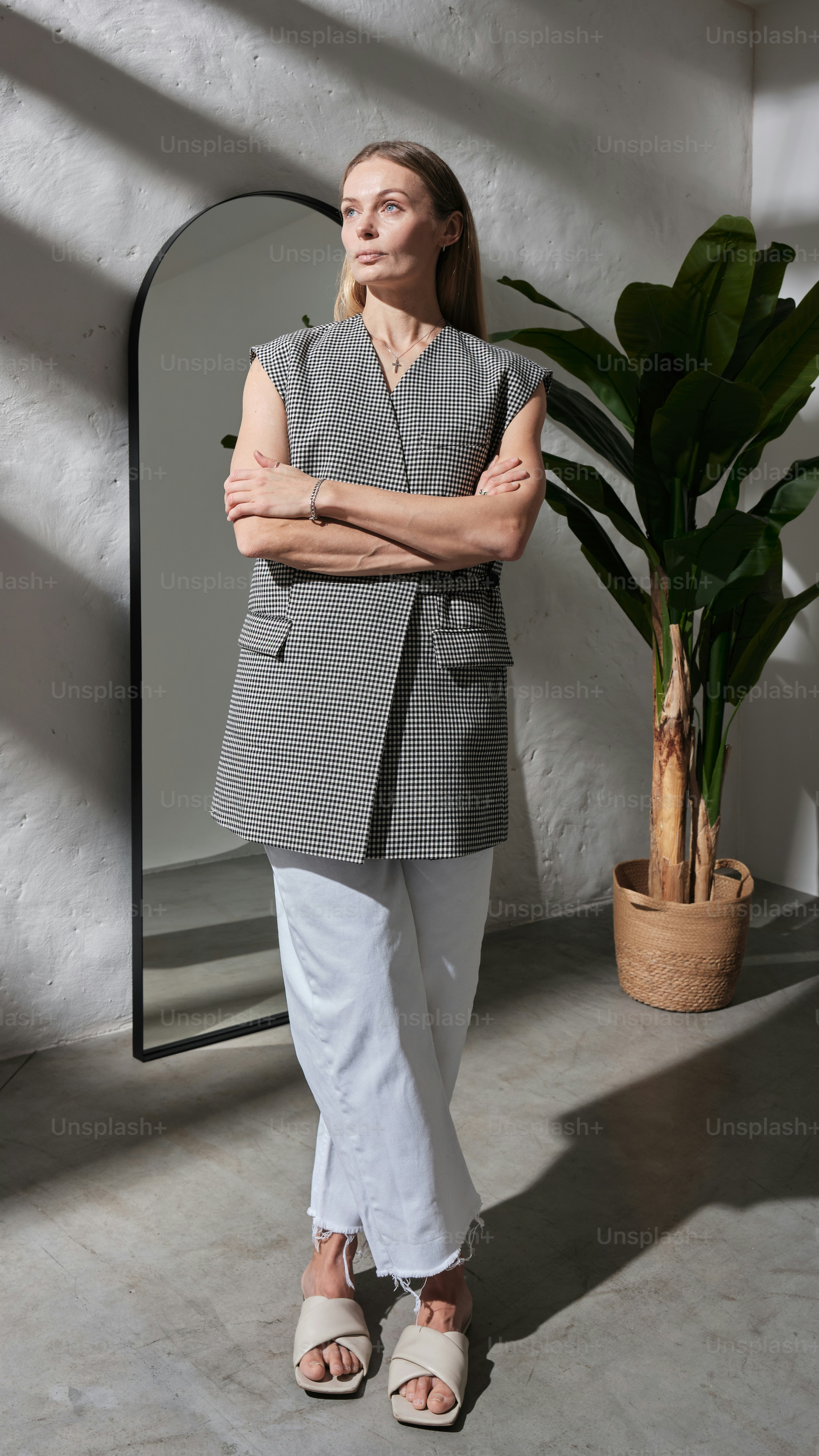 Best 100+ Ladies Photo | Download Free Images On Unsplash