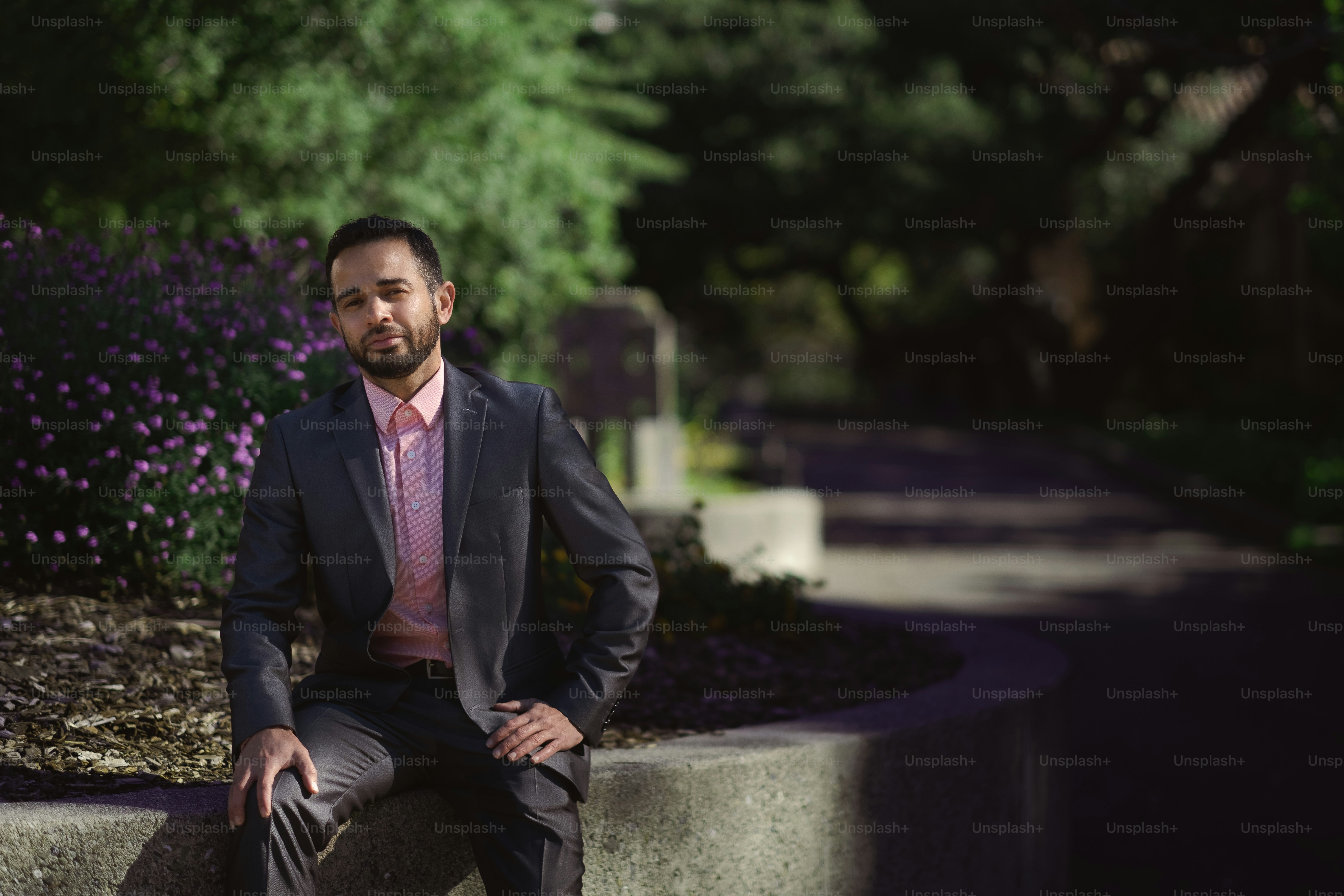 Man In A Suit Pictures | Download Free Images on Unsplash