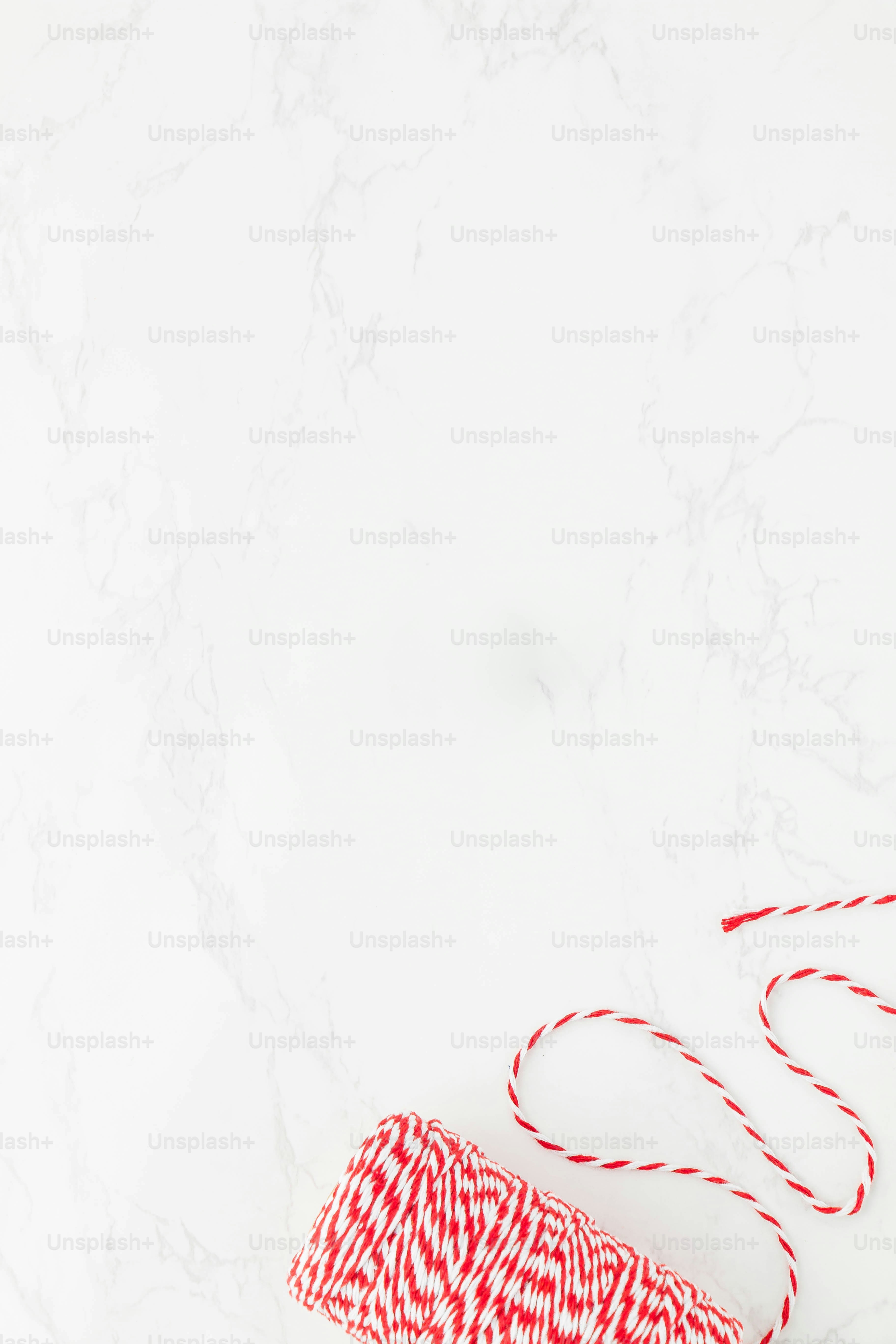 Red String Pictures | Download Free Images on Unsplash