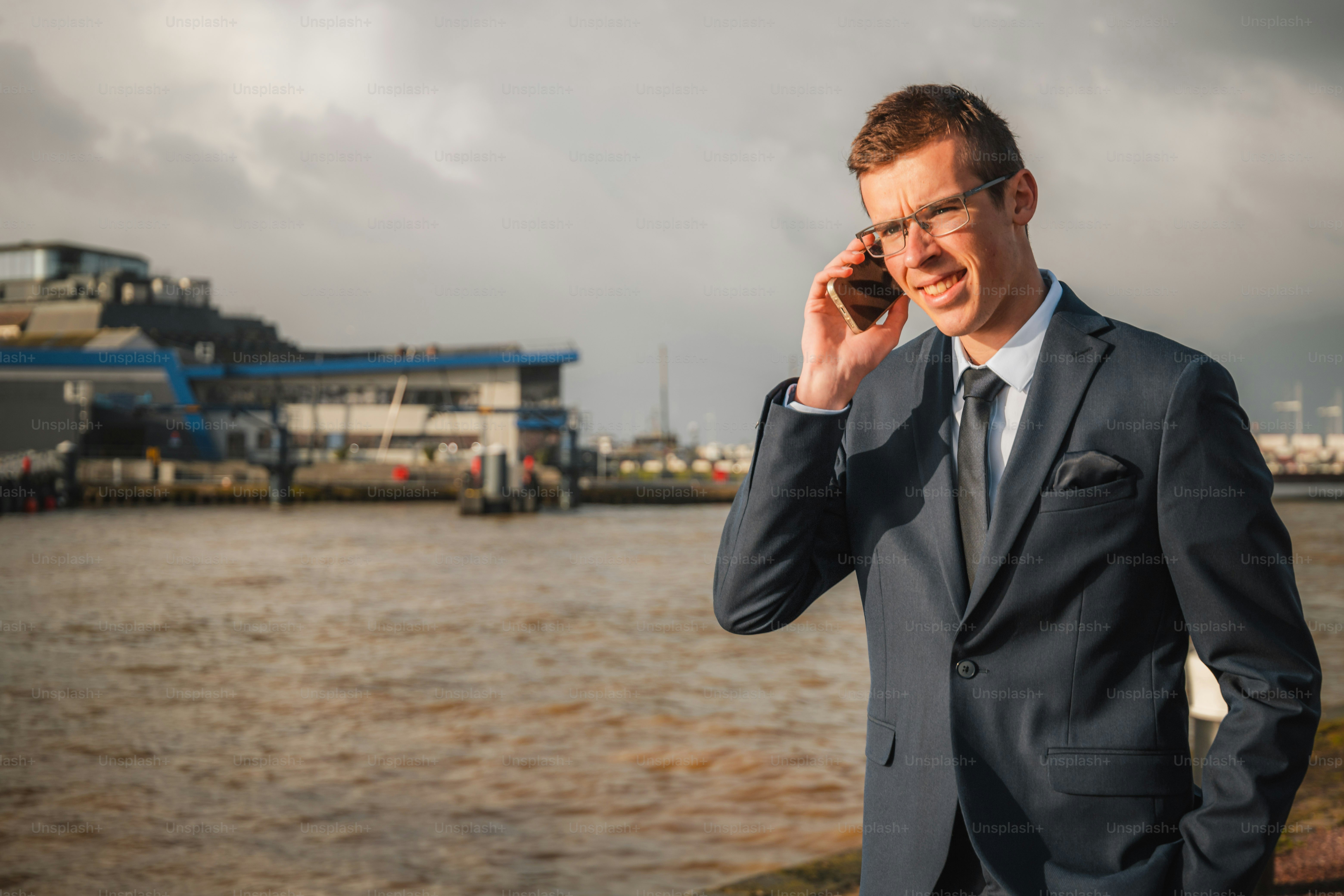 Man Phone Pictures | Download Free Images on Unsplash