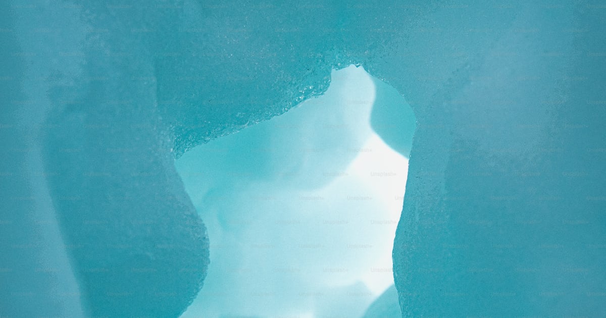 Una gran cueva de hielo foto – Imagen de Derretir en Unsplash Una gran cueva de hielo foto – Imagen de Derretir en Unsplash