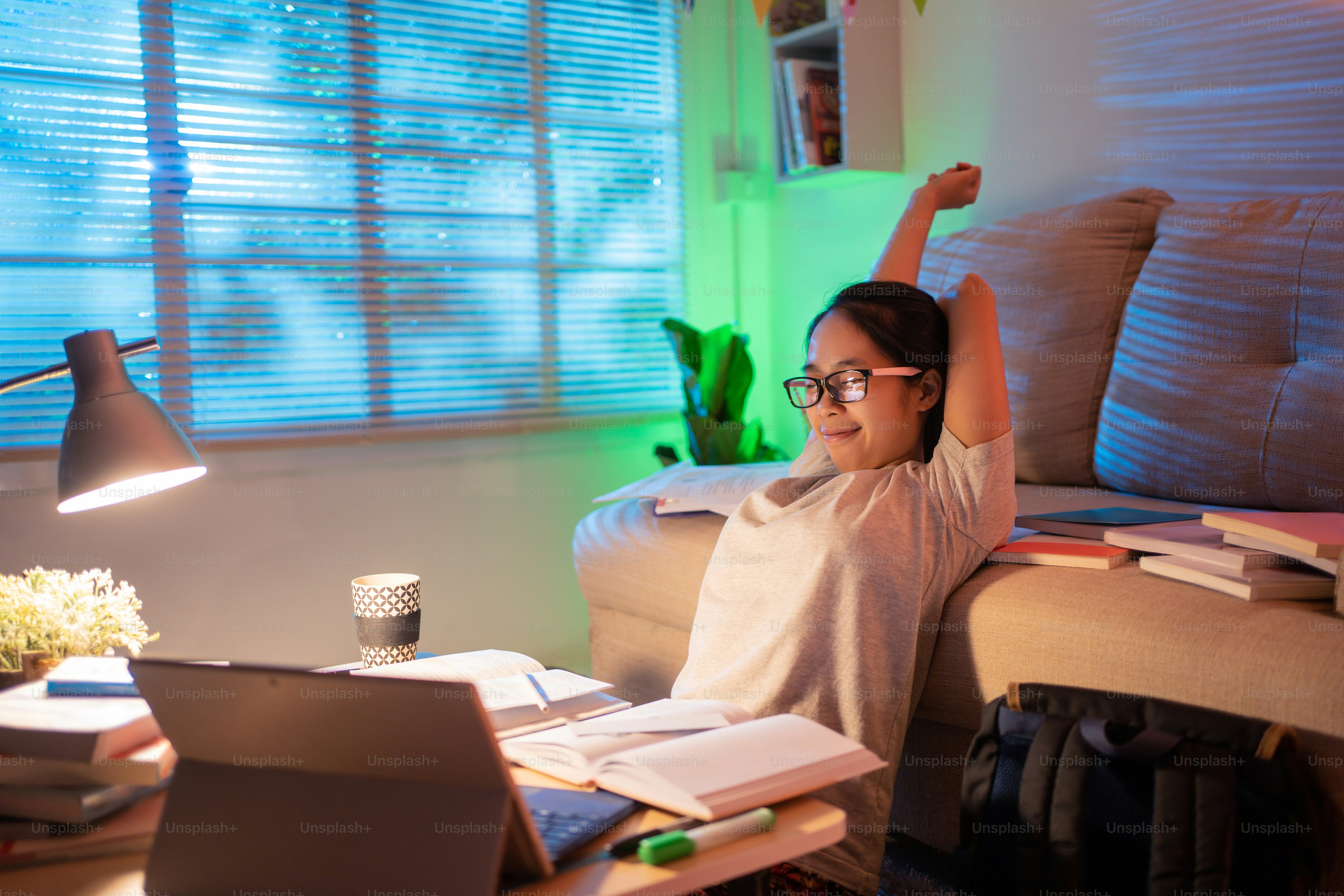 30k+ Uncomfortable Pictures | Download Free Images on Unsplash