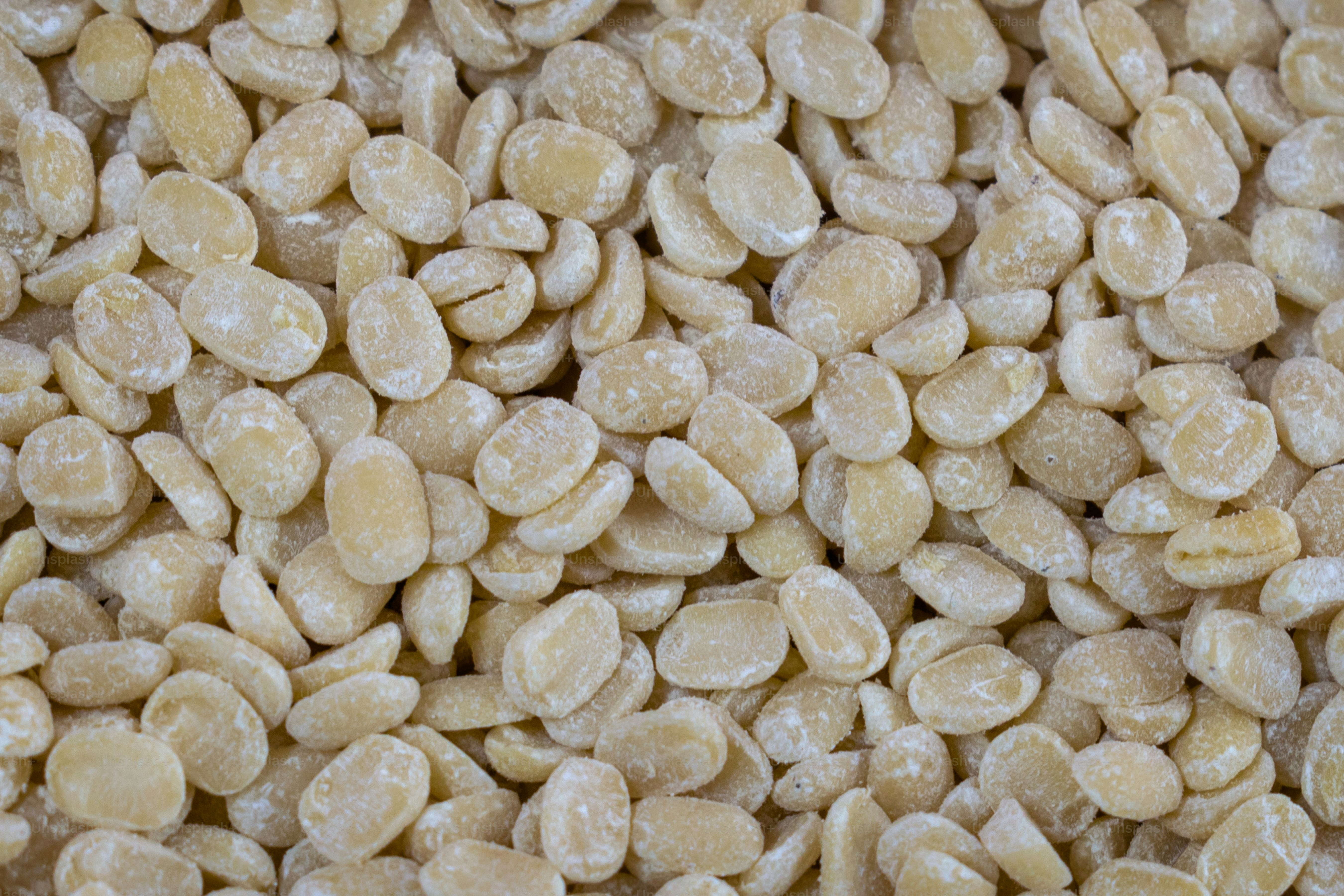 A pile of popcorn photo – Legumes Image on Unsplash