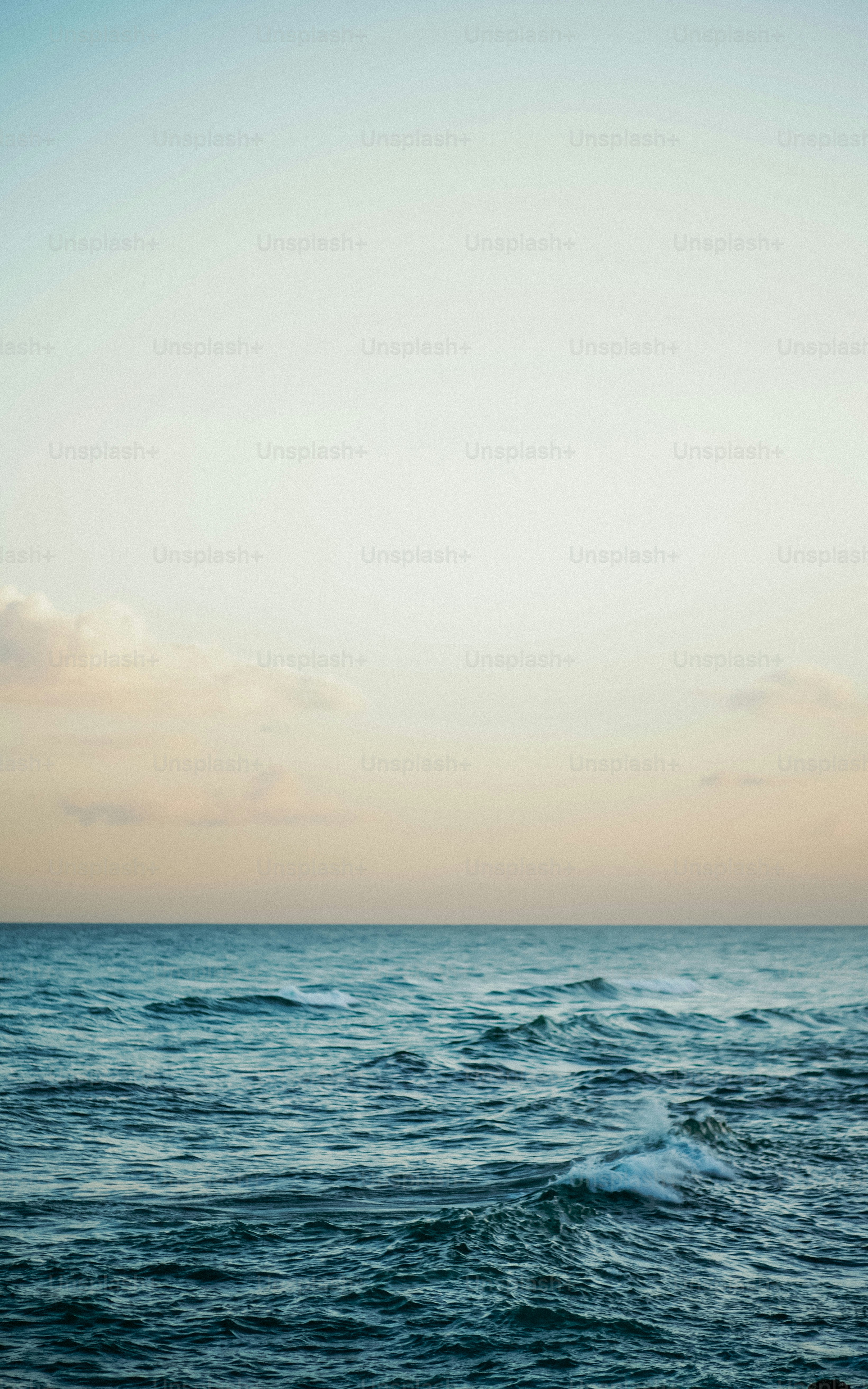 Simple Wallpaper Pictures | Download Free Images on Unsplash