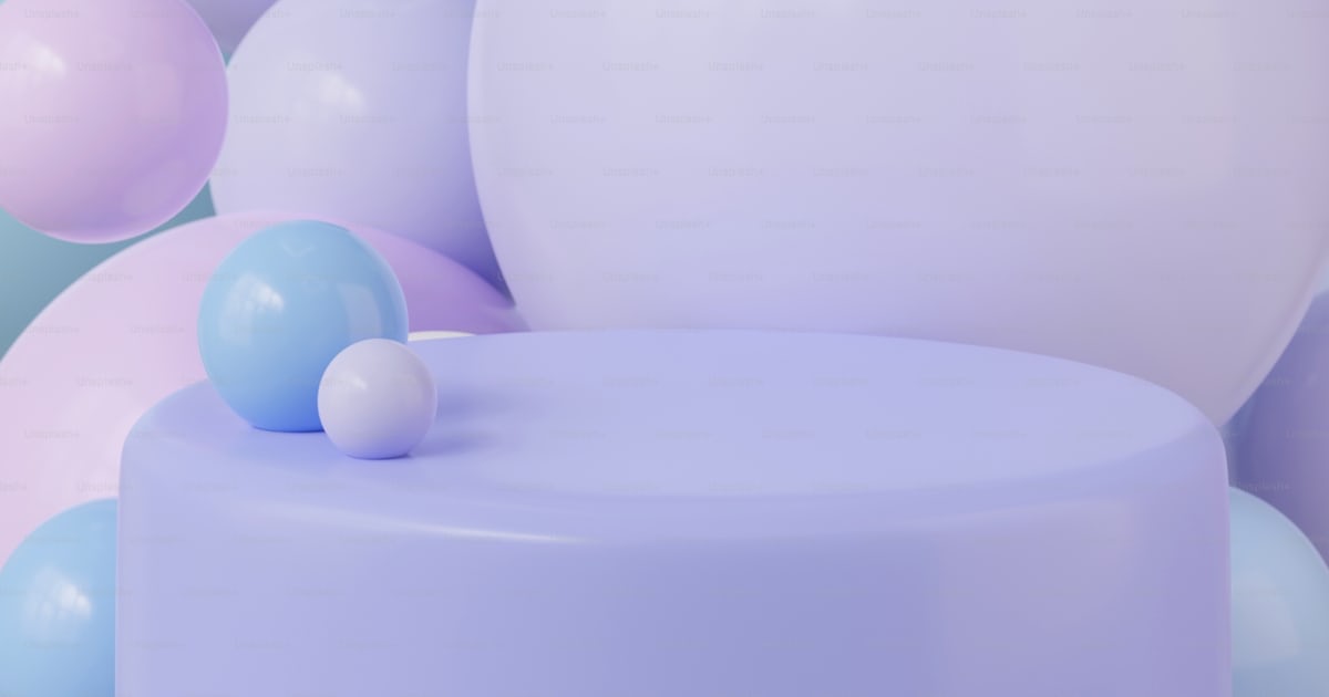 배경에 파란색과 분홍색 풍선이 있는 흰색 케이크 사진 Unsplash의 3d 이미지