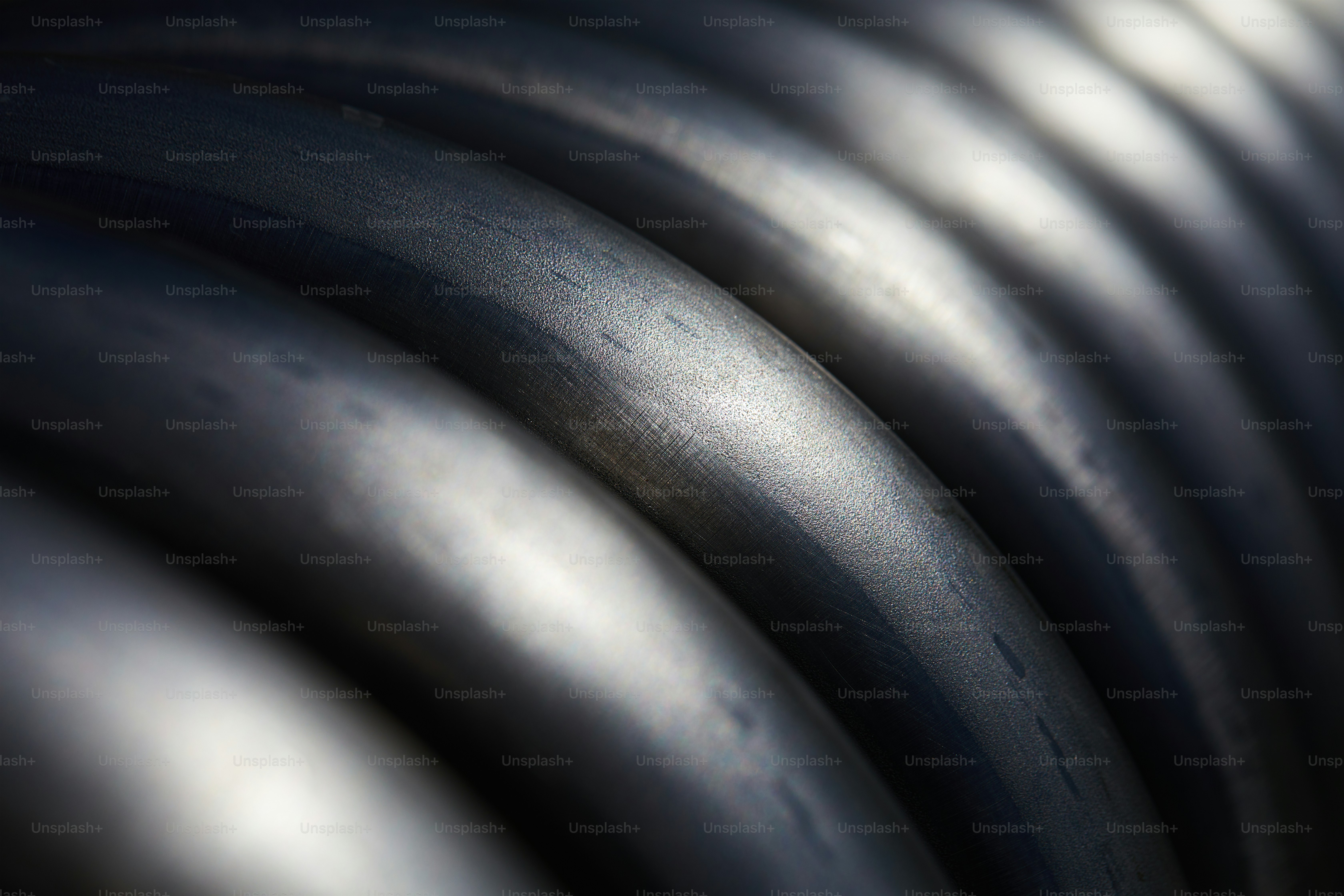 A close up of a bunch of metal rings photo – Metal Image on Unsplash
