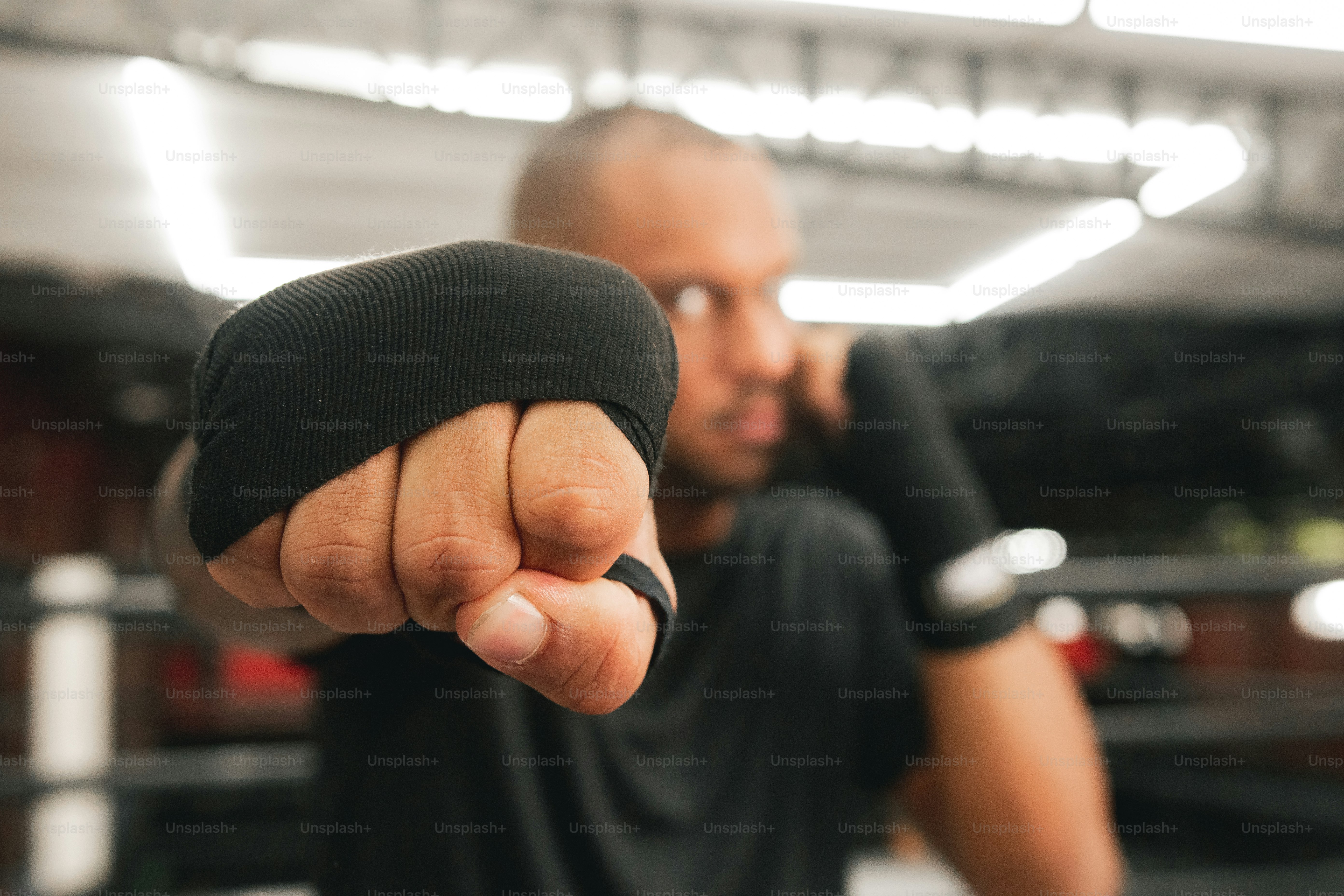 A man pointing his finger at the camera photo – Boxer Image on Unsplash
