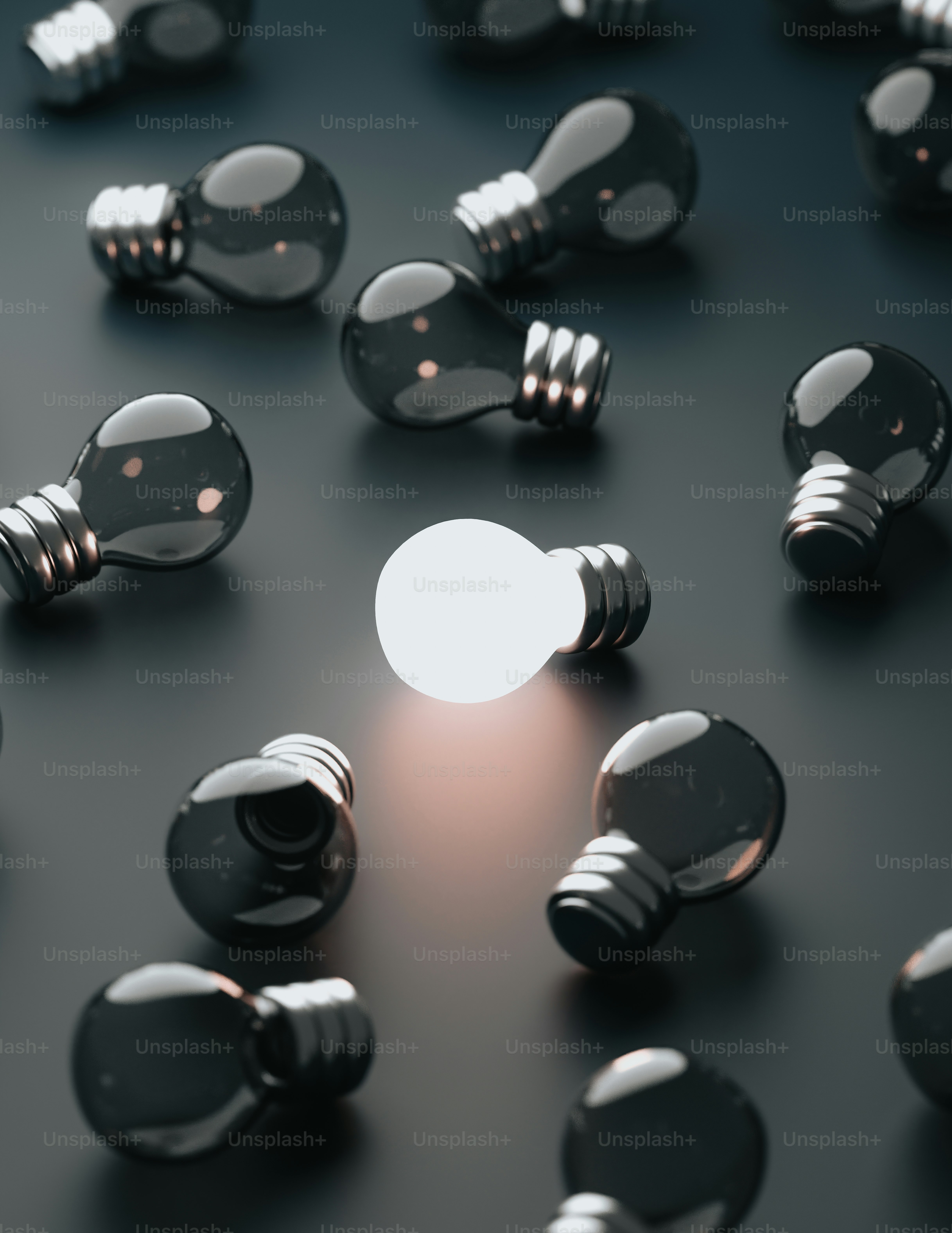 A group of light bulbs sitting on top of a table photo – Lightbulb ...