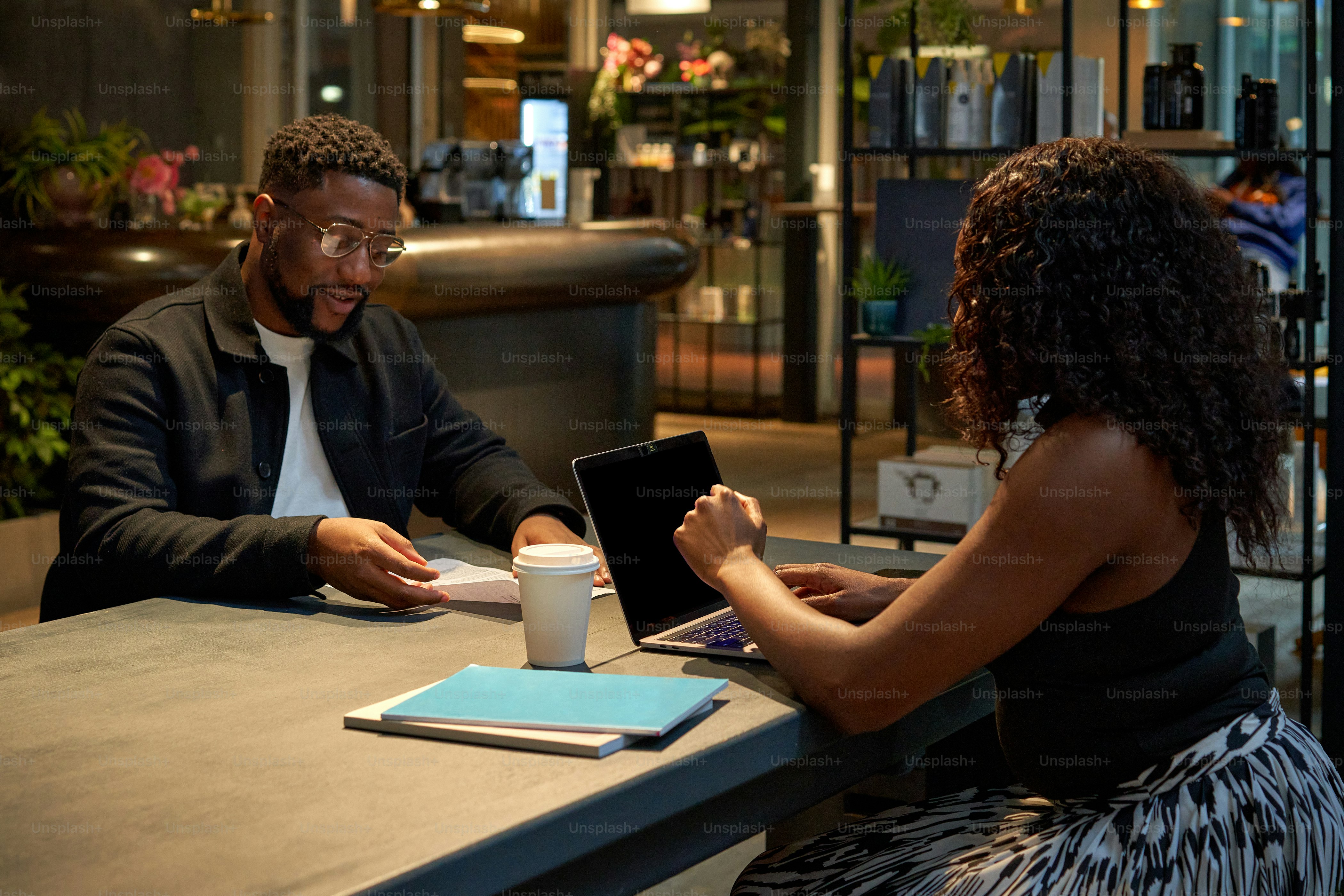 One To One Pictures | Download Free Images on Unsplash