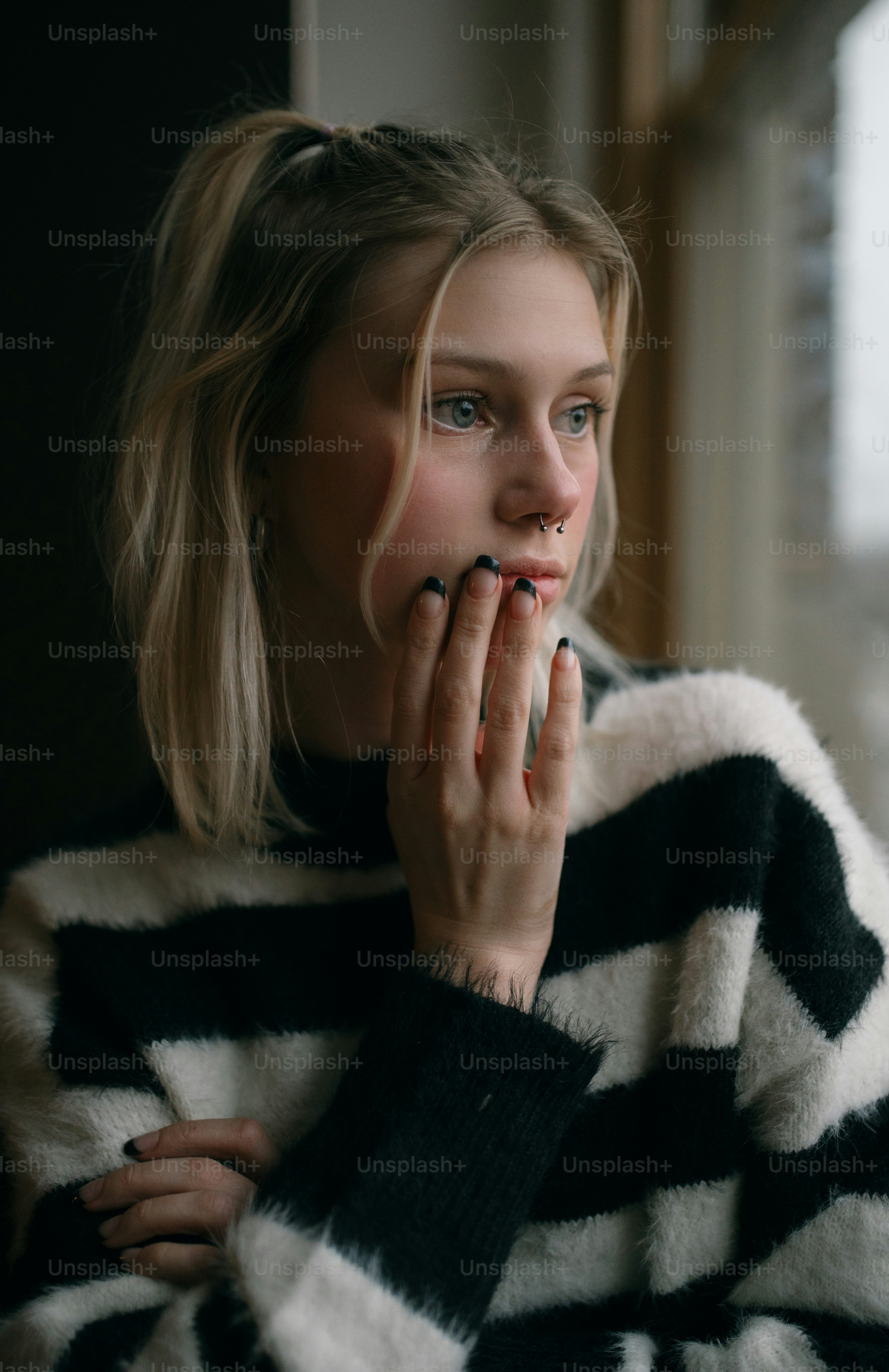 Introspective Pictures | Download Free Images on Unsplash