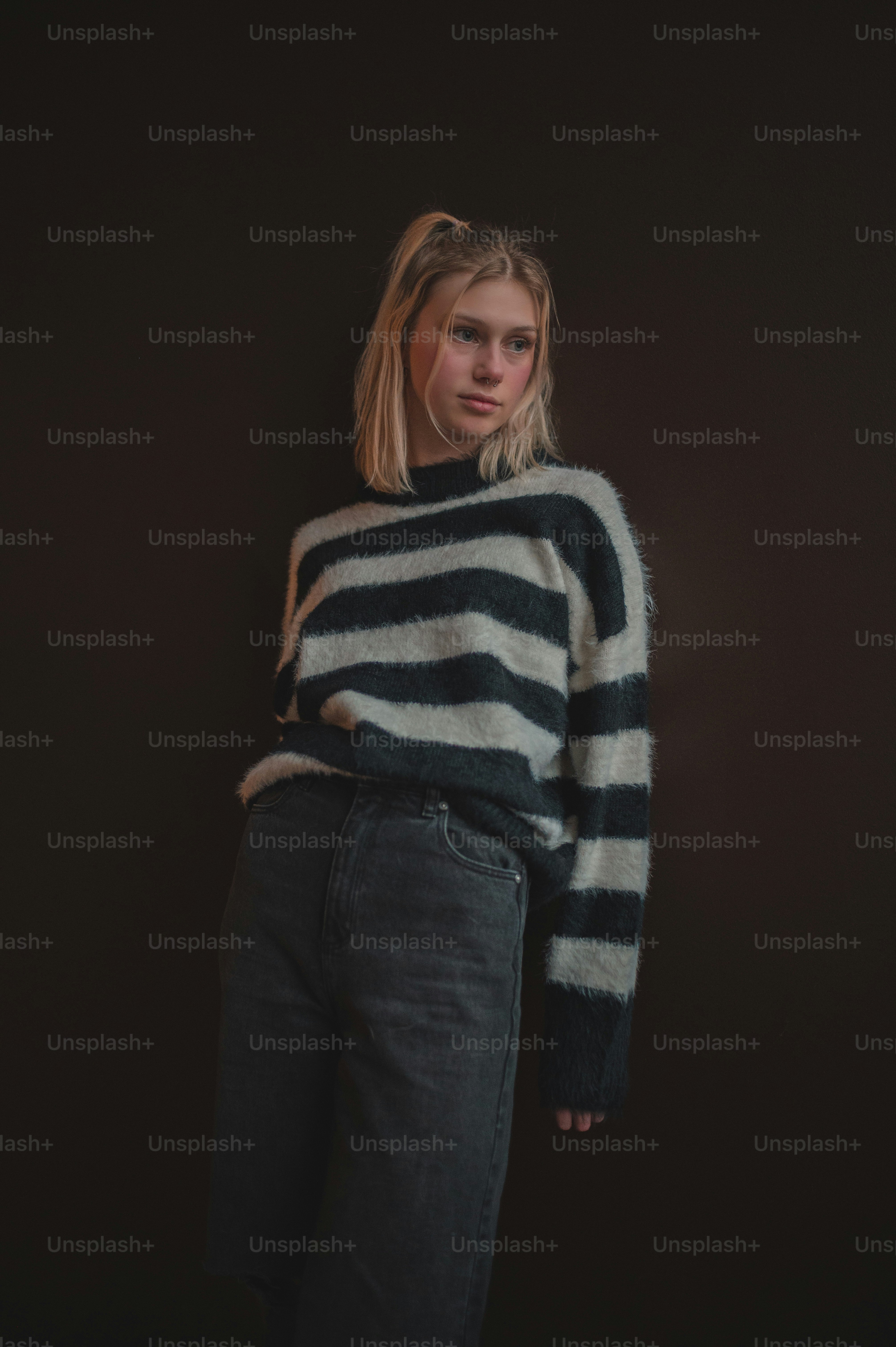 750+ Woman Profile Pictures | Download Free Images on Unsplash