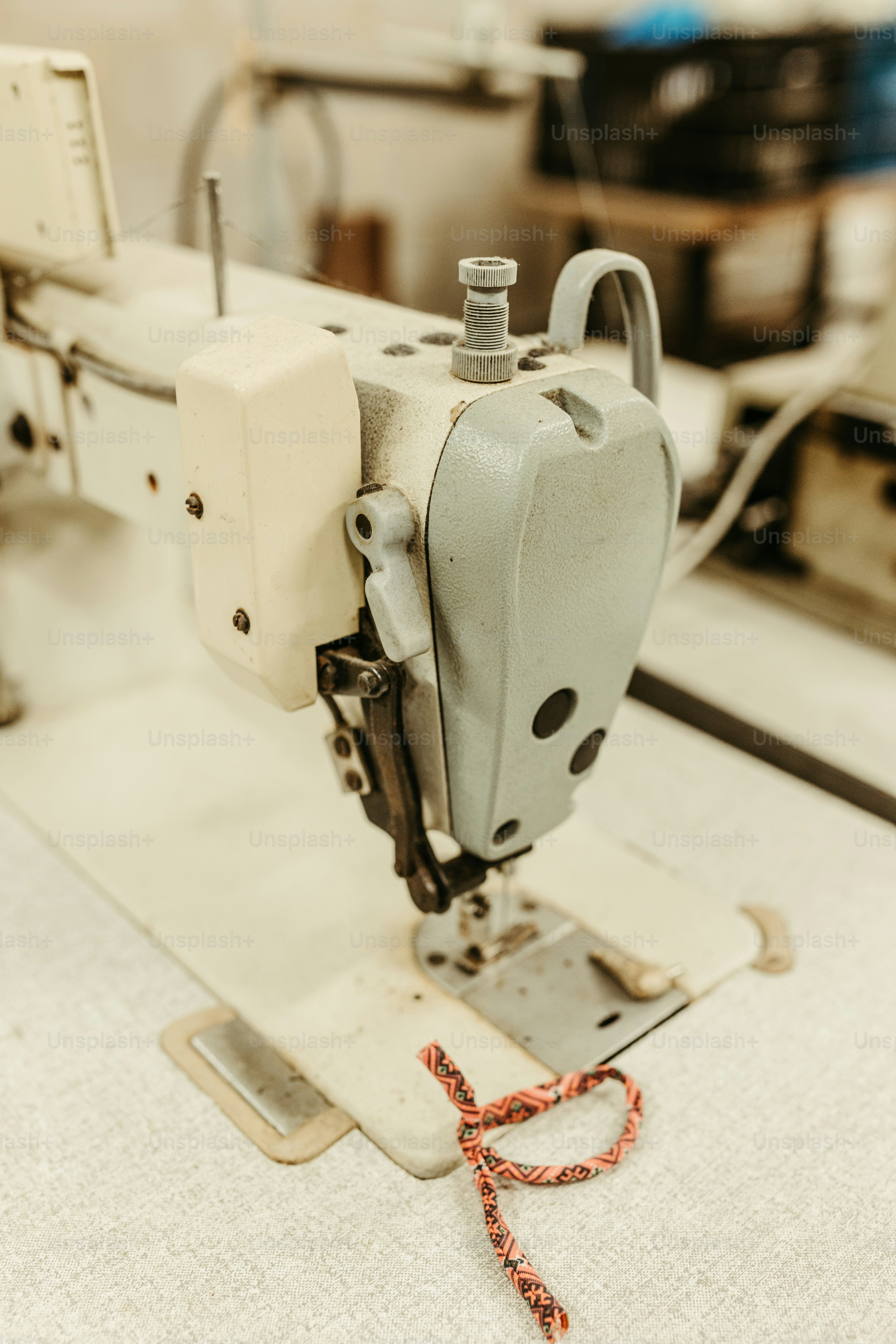 50,000+ Sewing Machines Pictures | Download Free Images on Unsplash
