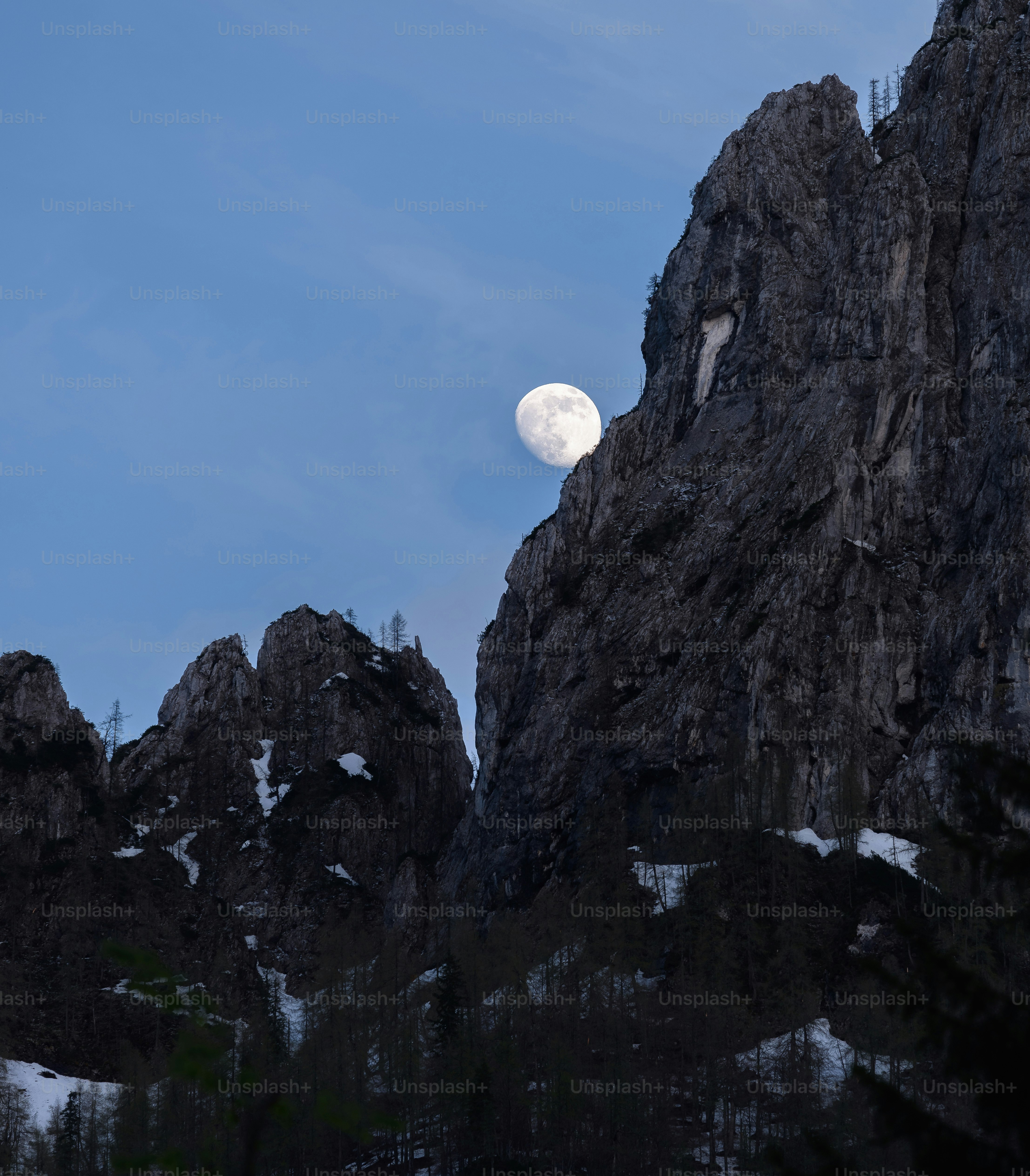 500+ Moon Phases Pictures [HD] | Download Free Images on Unsplash