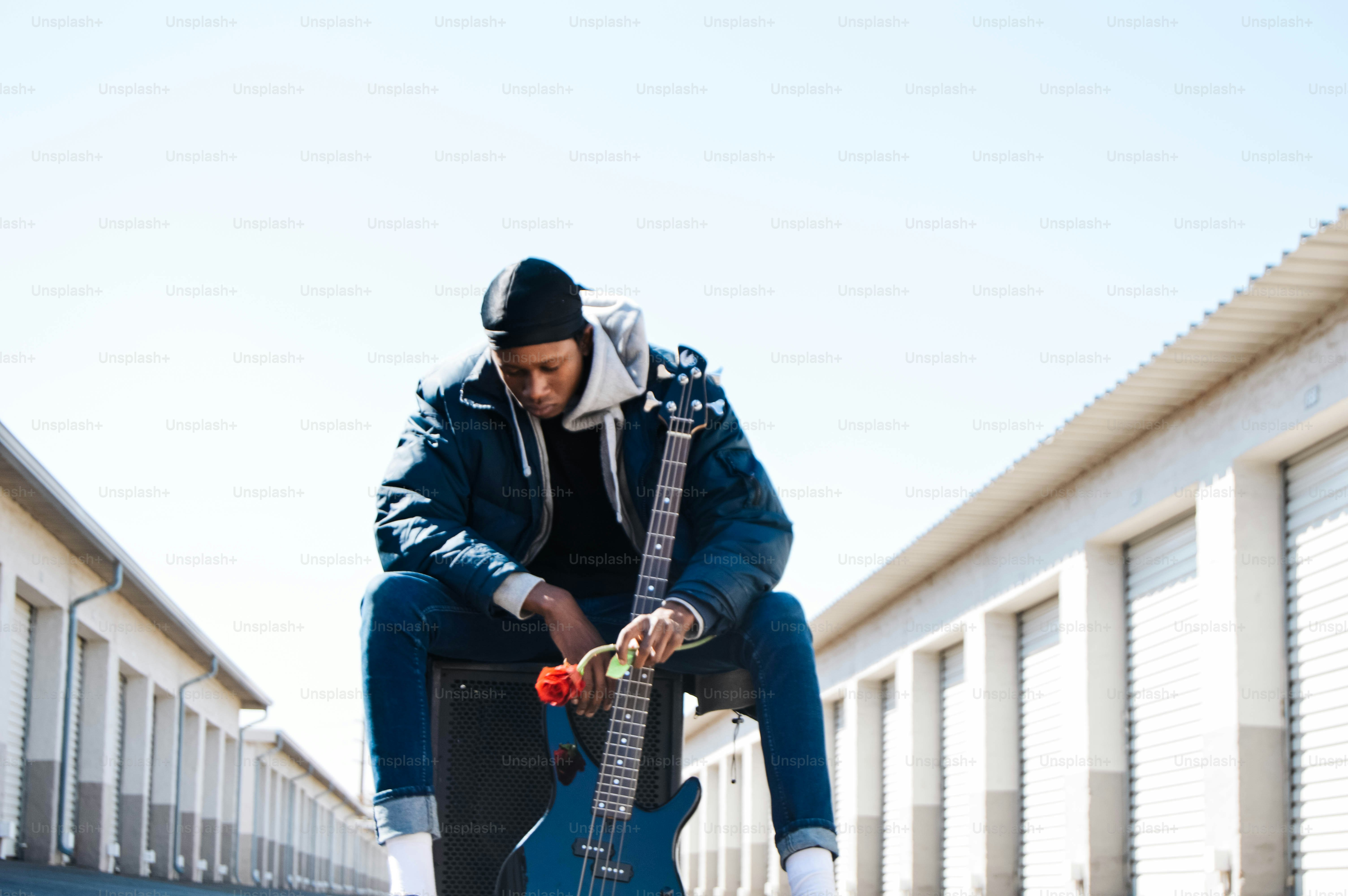 Busking Pictures | Download Free Images on Unsplash