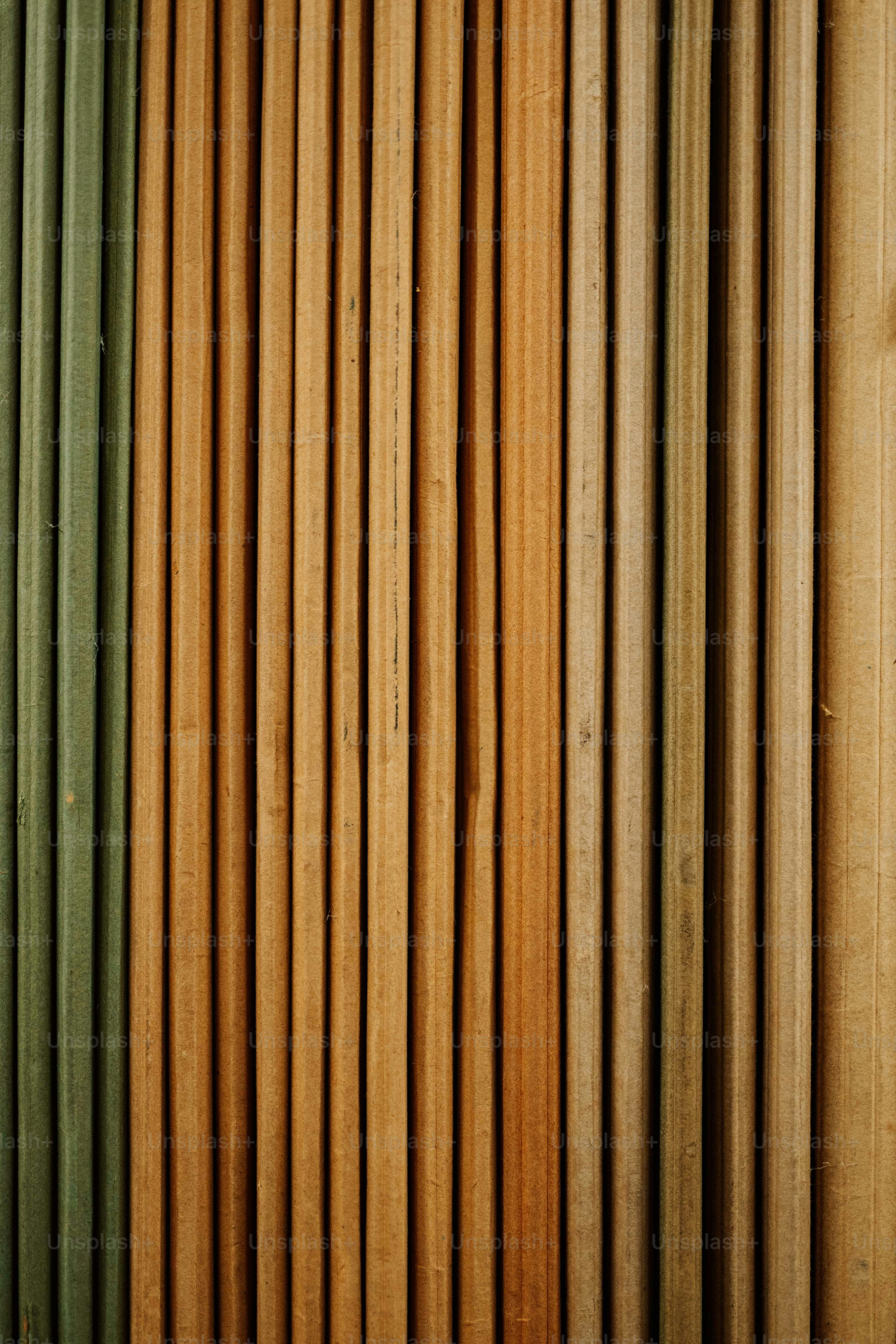 A close up of a bunch of wooden slats photo – Files Image on Unsplash