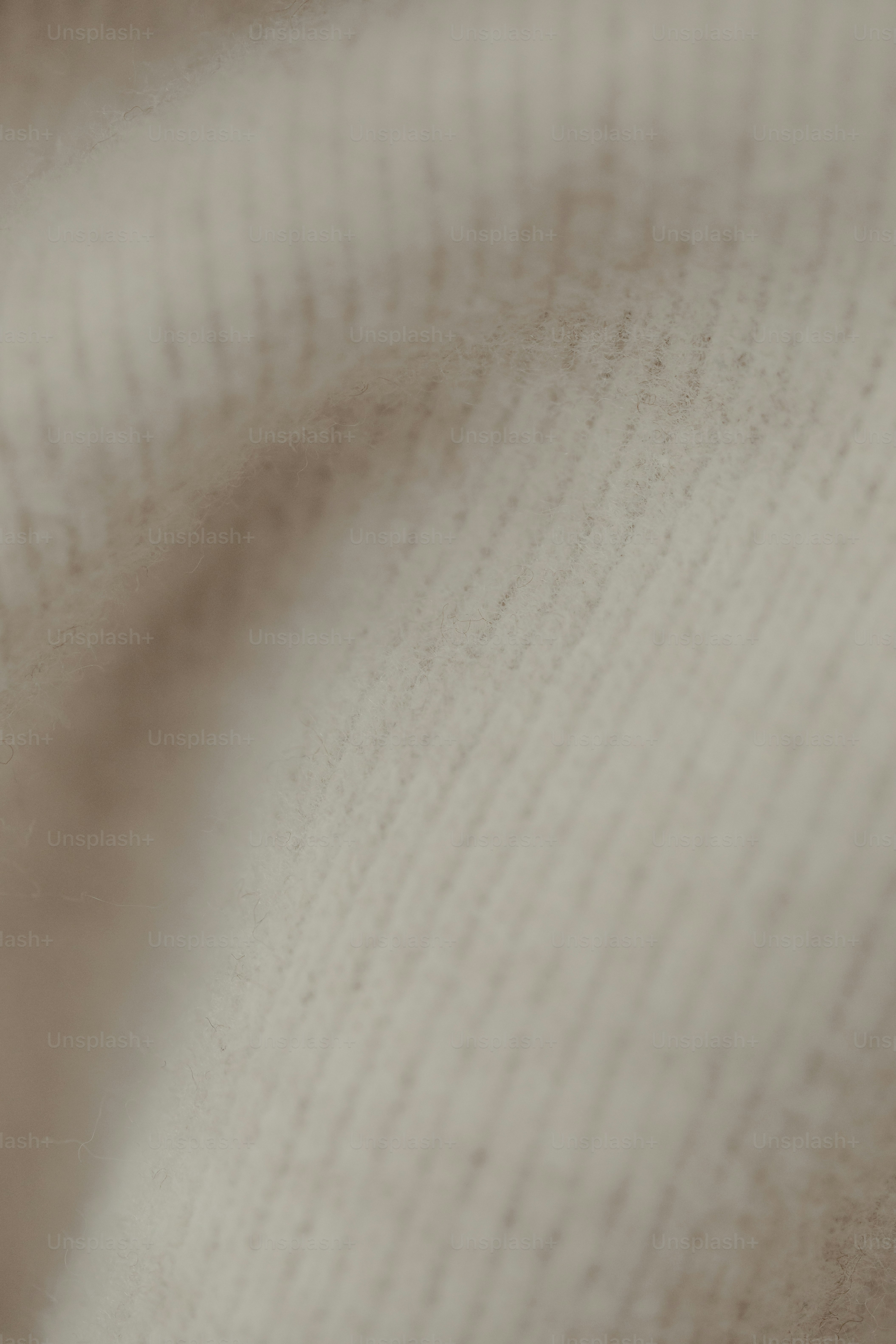 A close up view of a white bed sheet photo – Background Image on Unsplash