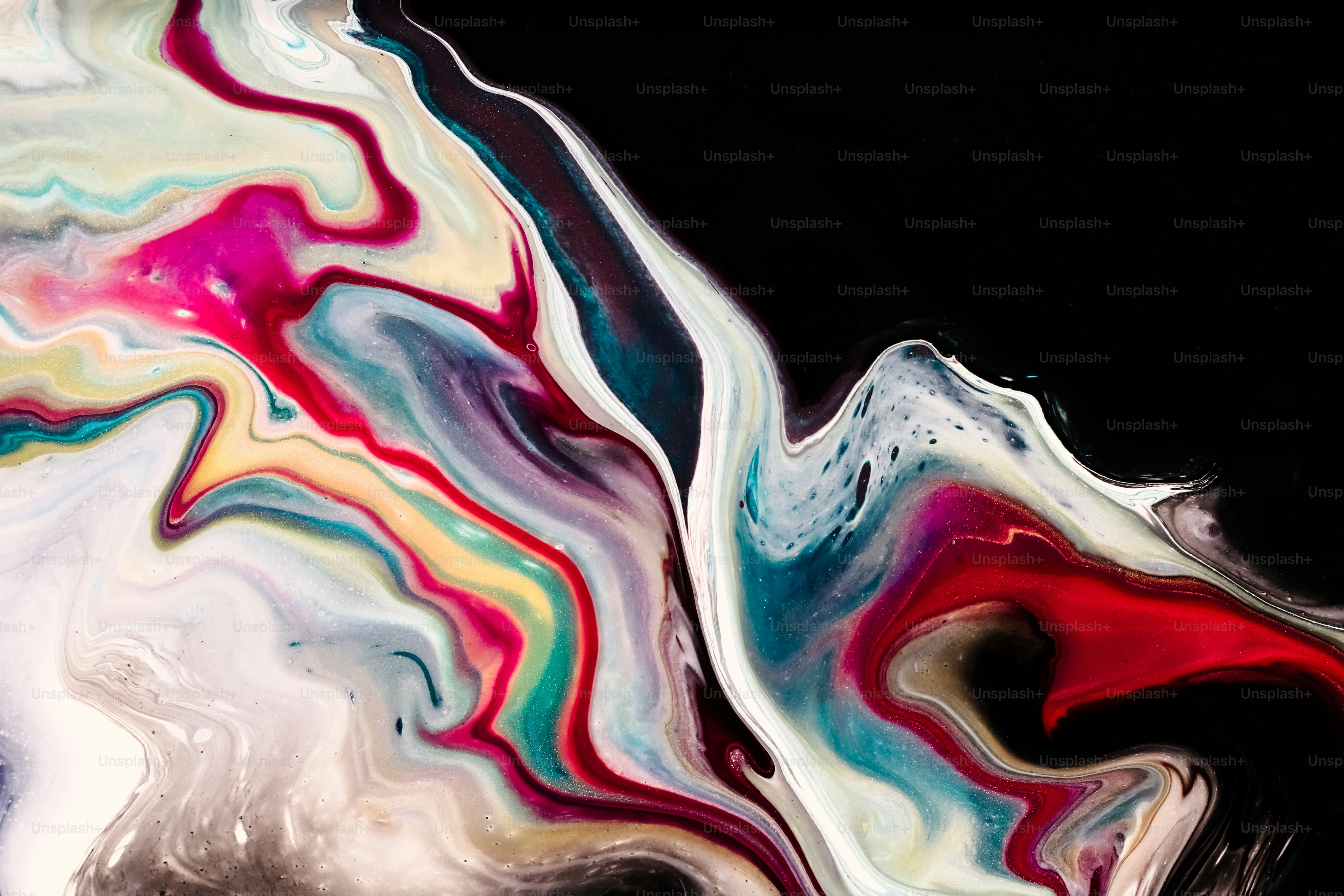 A close up of a circular object with drops of water on it photo ...