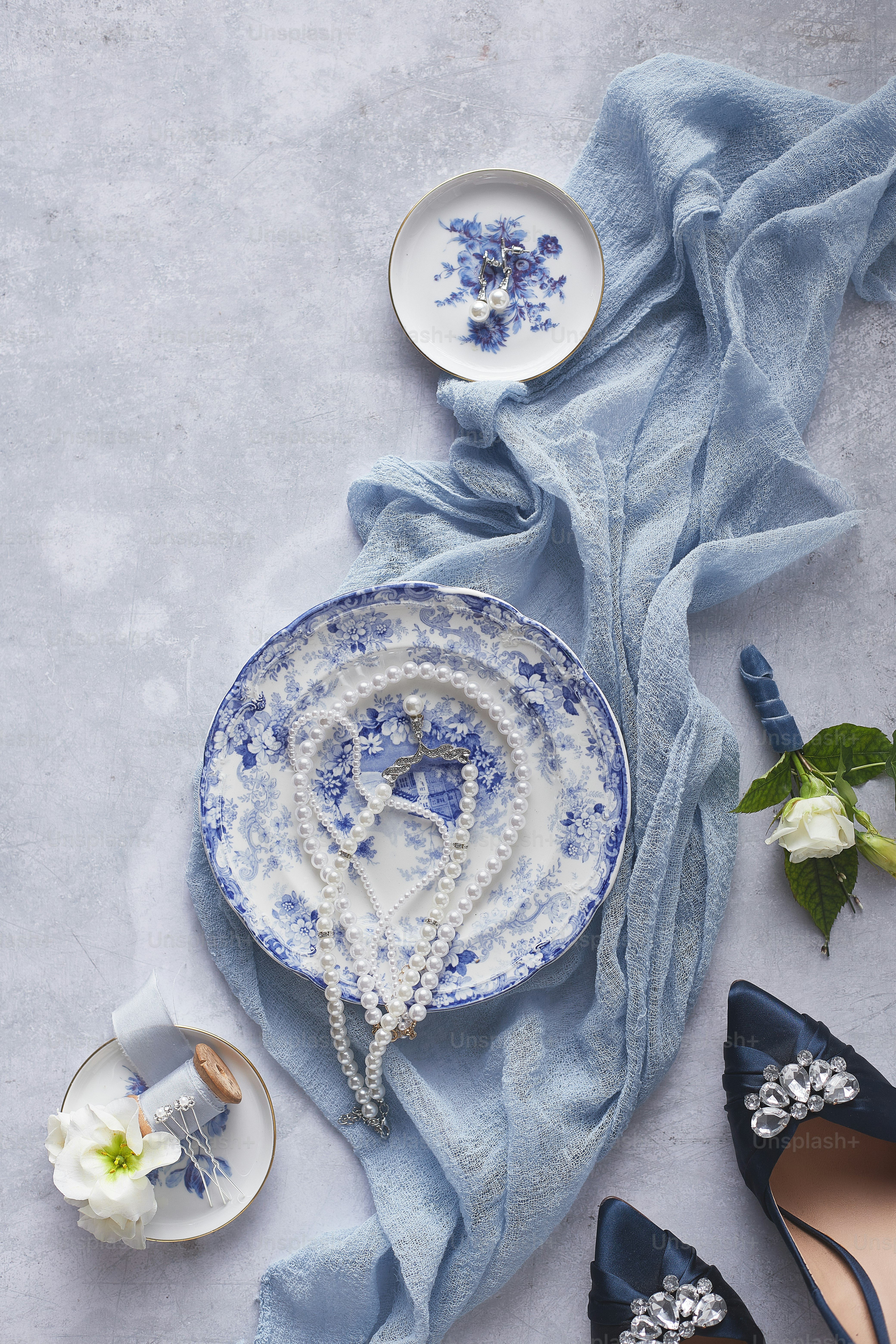 Gros plan d’un menu sur une table photo – Image de Fleur sur Unsplash