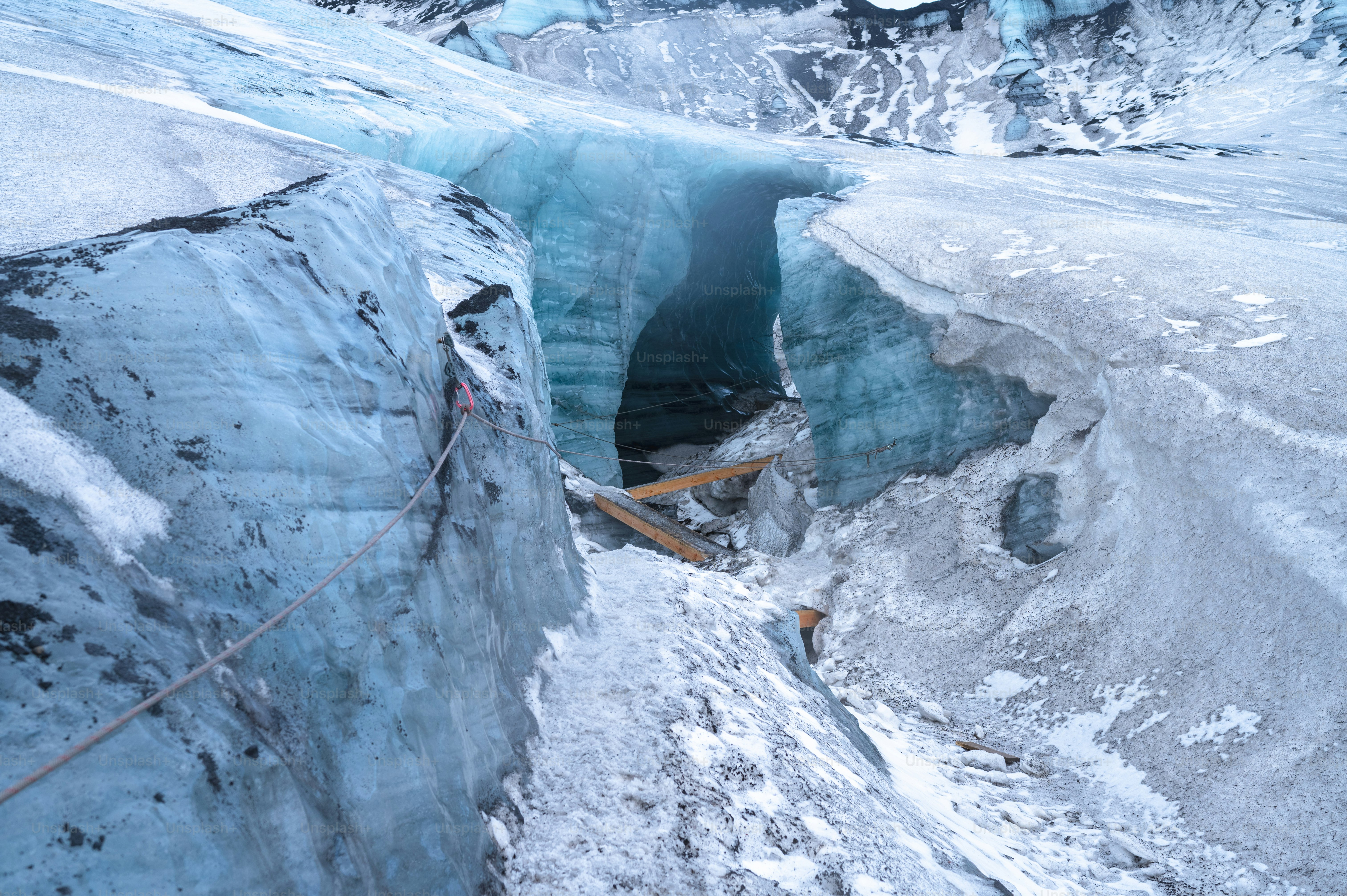 Animated Character Slider - Easyui