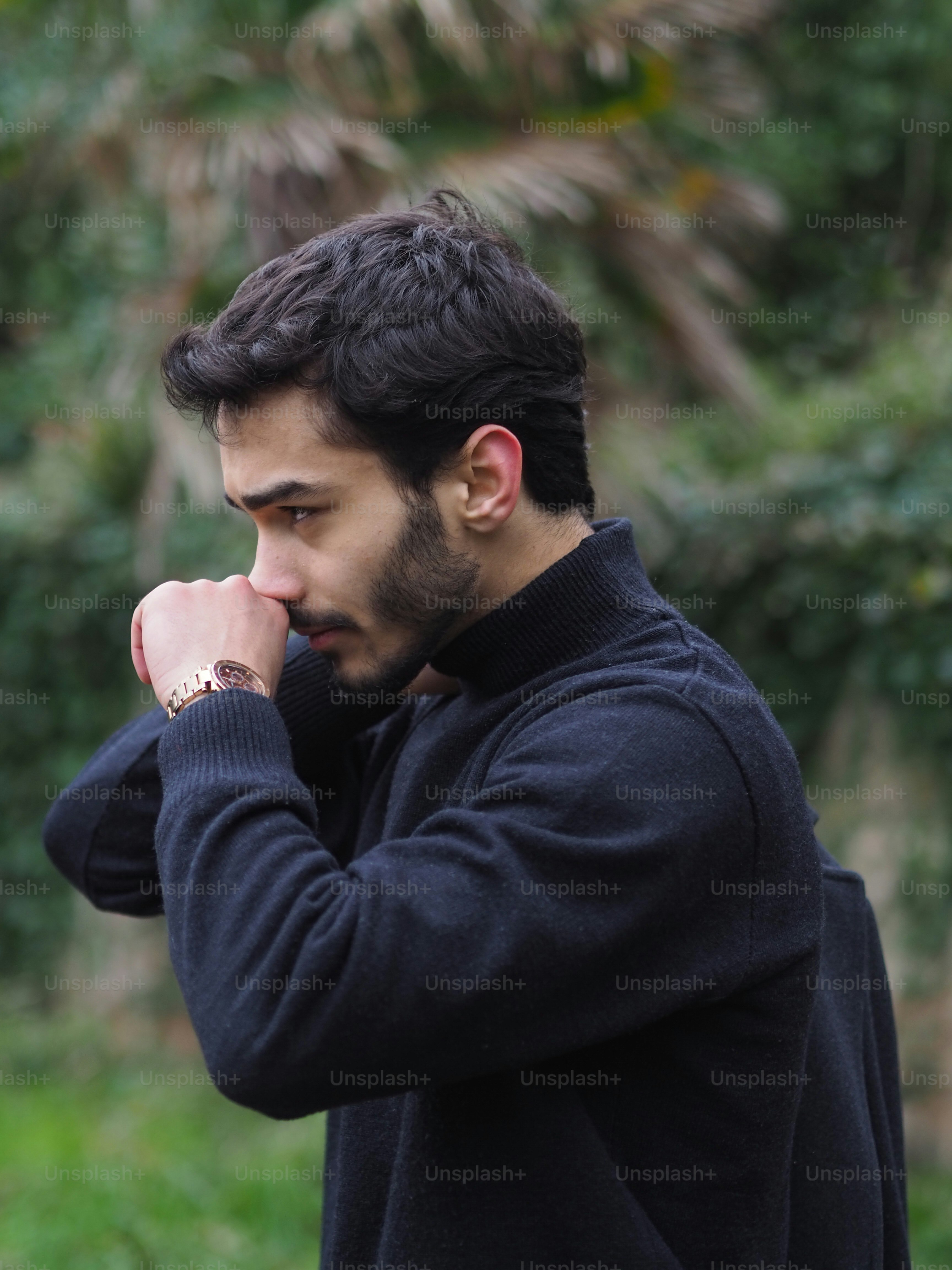 A man with a goatee and a turtle neck sweater photo – Man Image on Unsplash