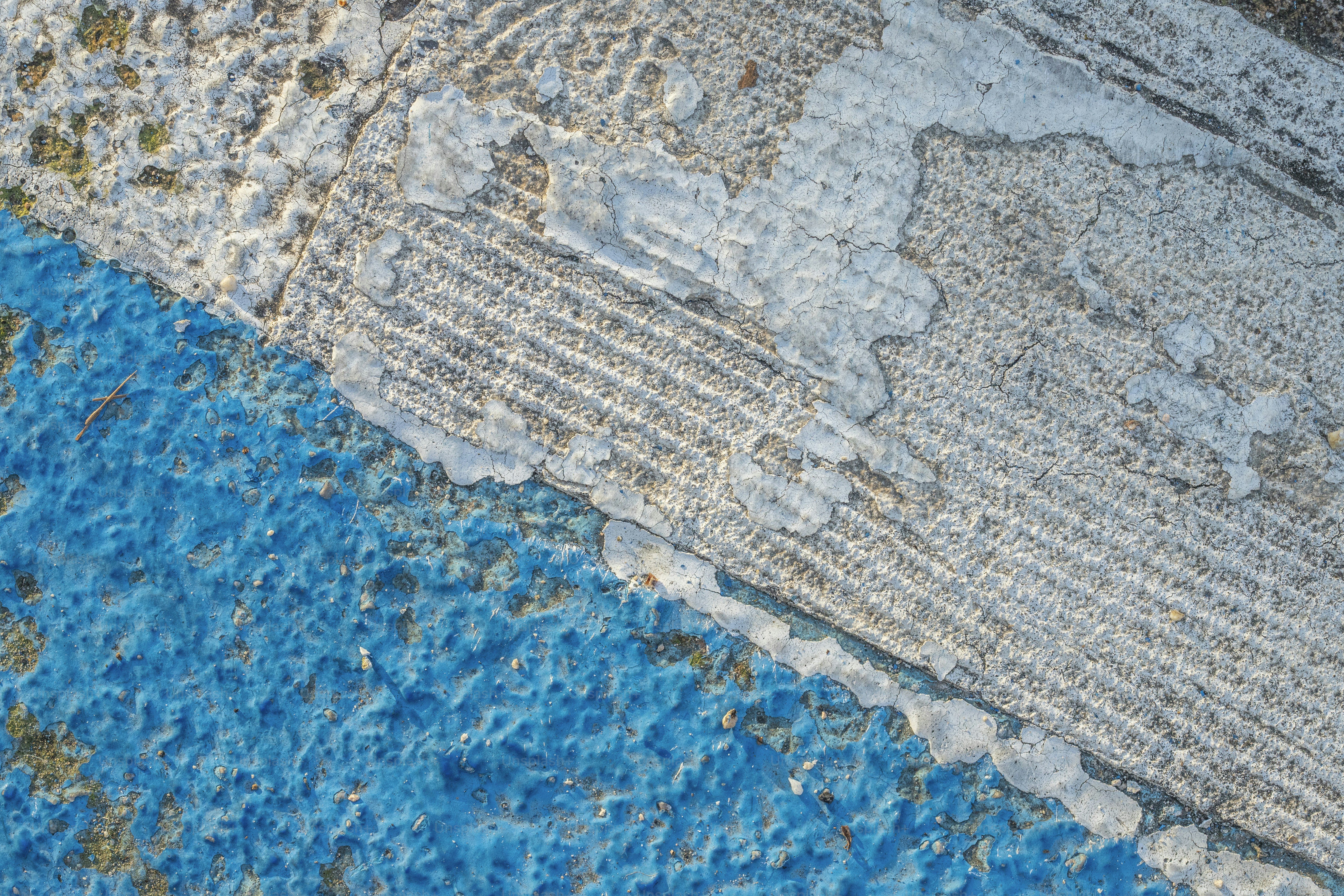 An aerial view of snow and ice on the ground photo – Texture Image on ...