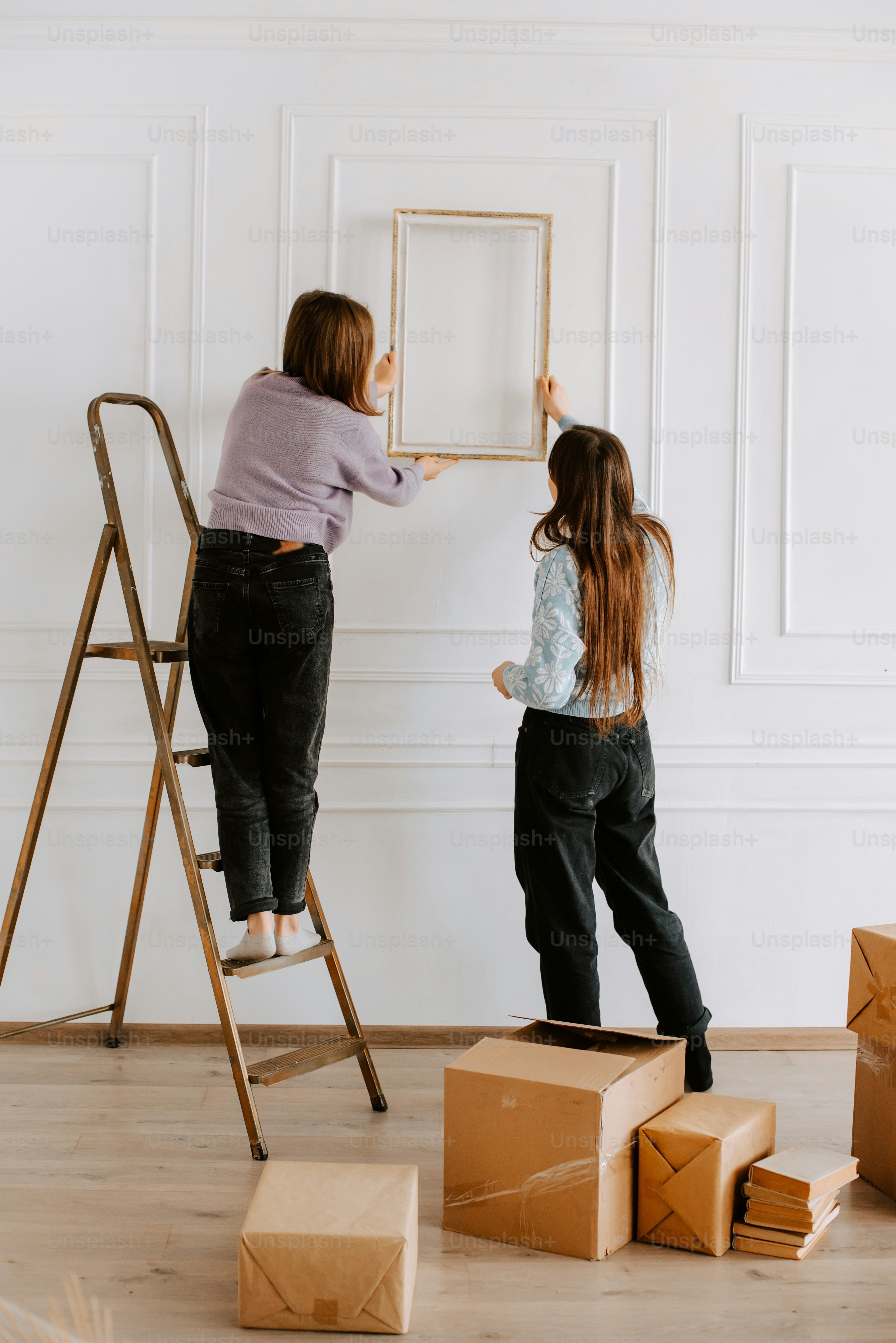 Framing Pictures | Download Free Images on Unsplash