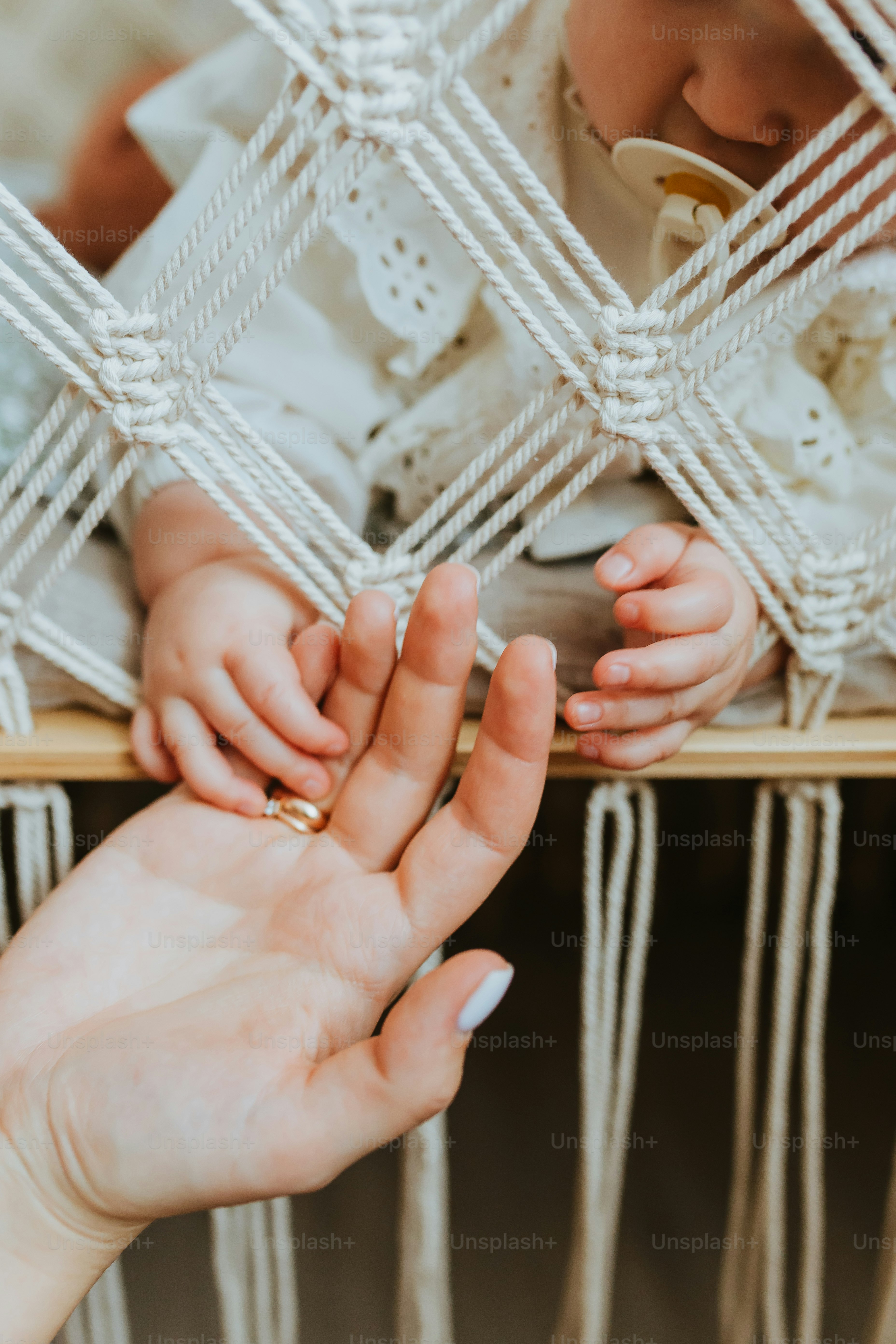 Motherhood Pictures | Download Free Images on Unsplash