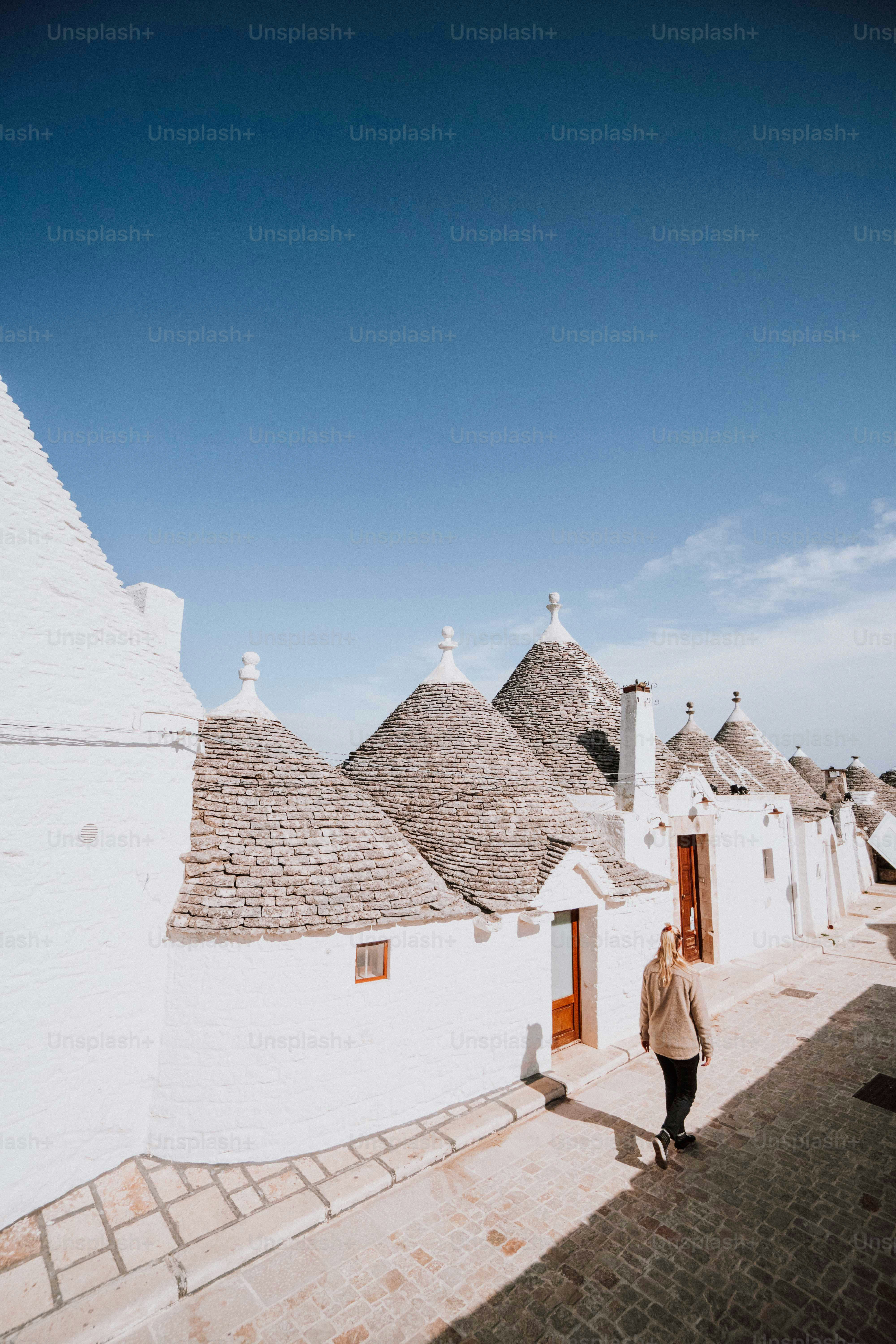 Trulli Pictures | Download Free Images on Unsplash