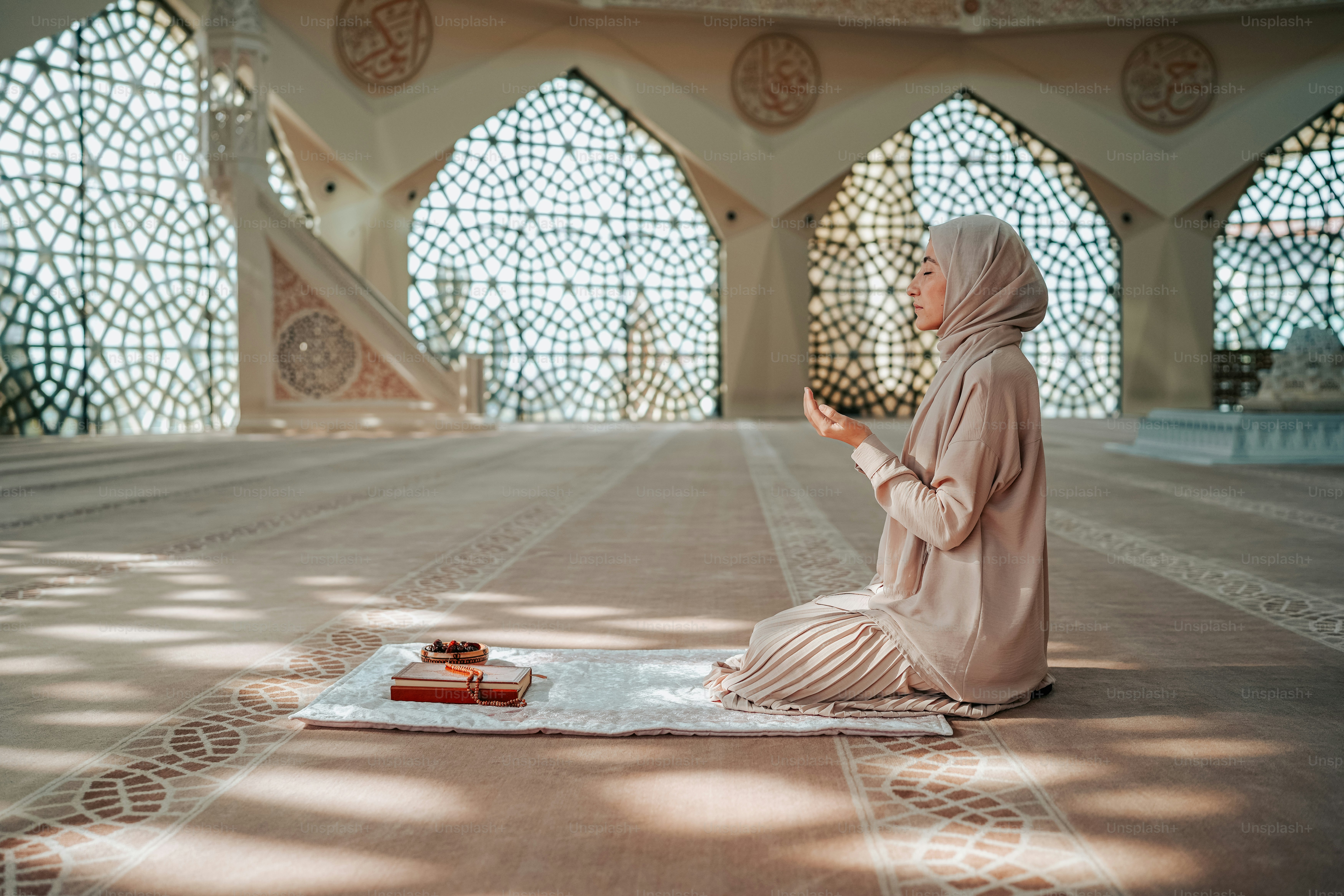 Namaz Pictures | Download Free Images on Unsplash