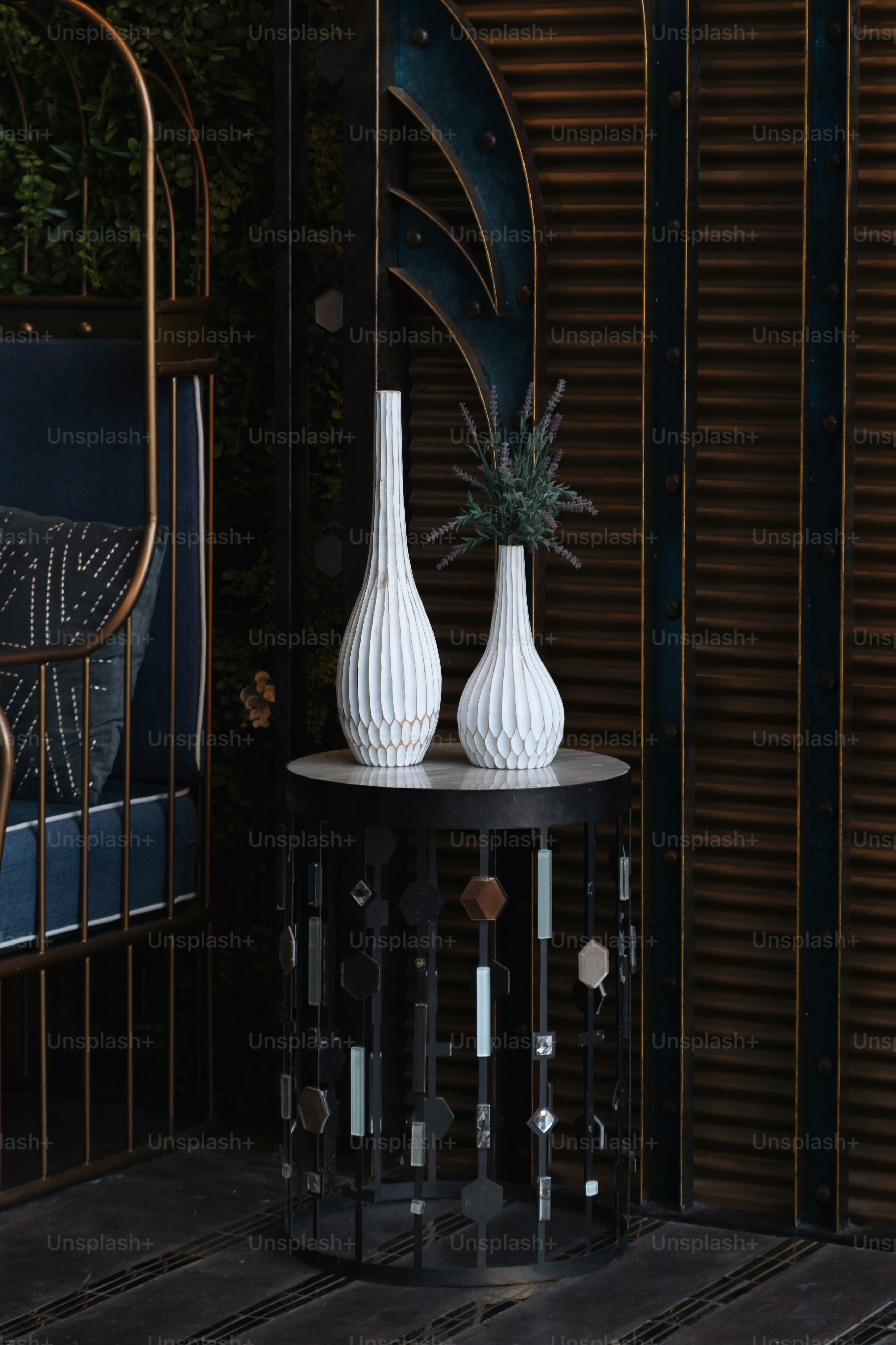 Side Table Pictures | Download Free Images on Unsplash