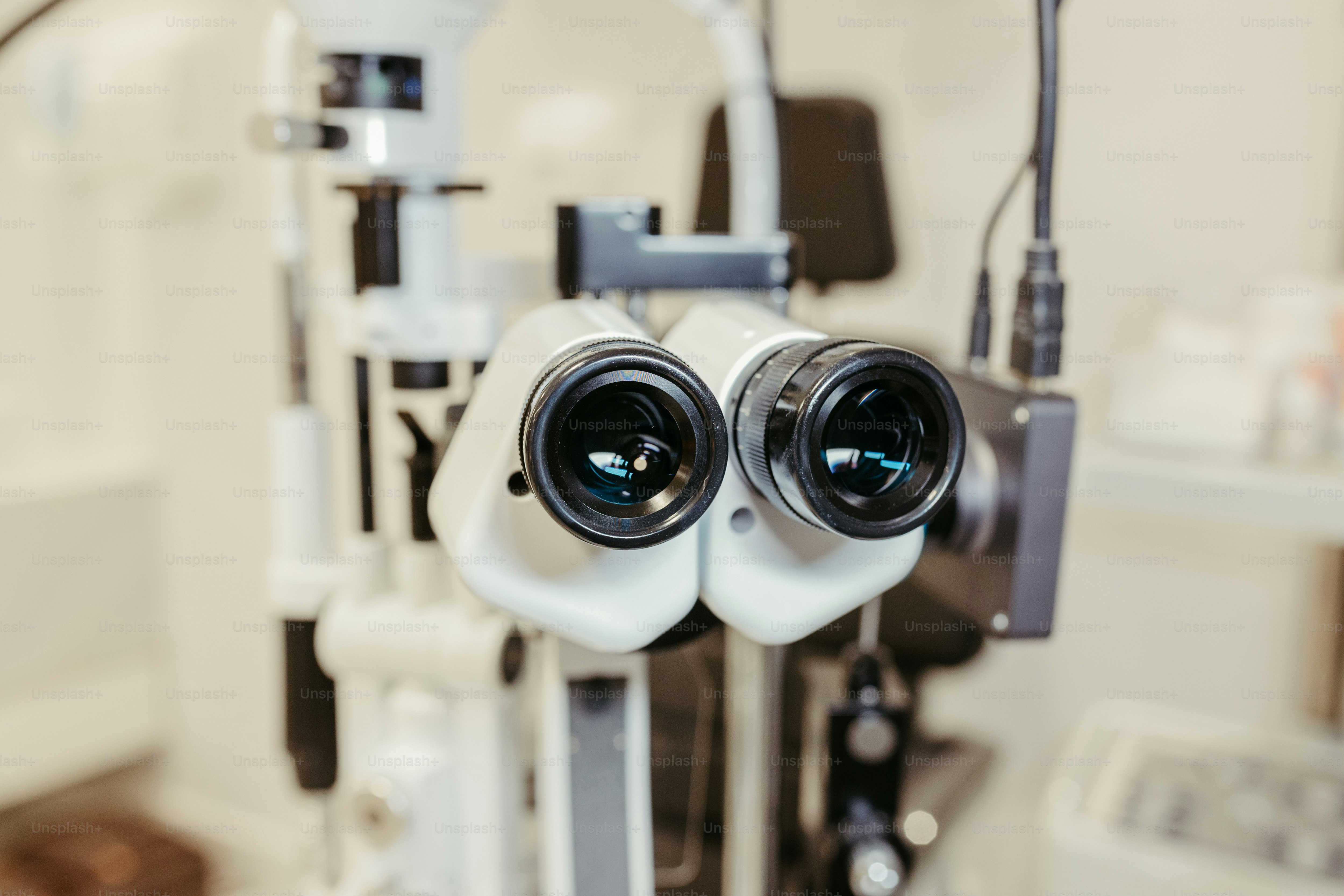 Optician Pictures | Download Free Images on Unsplash