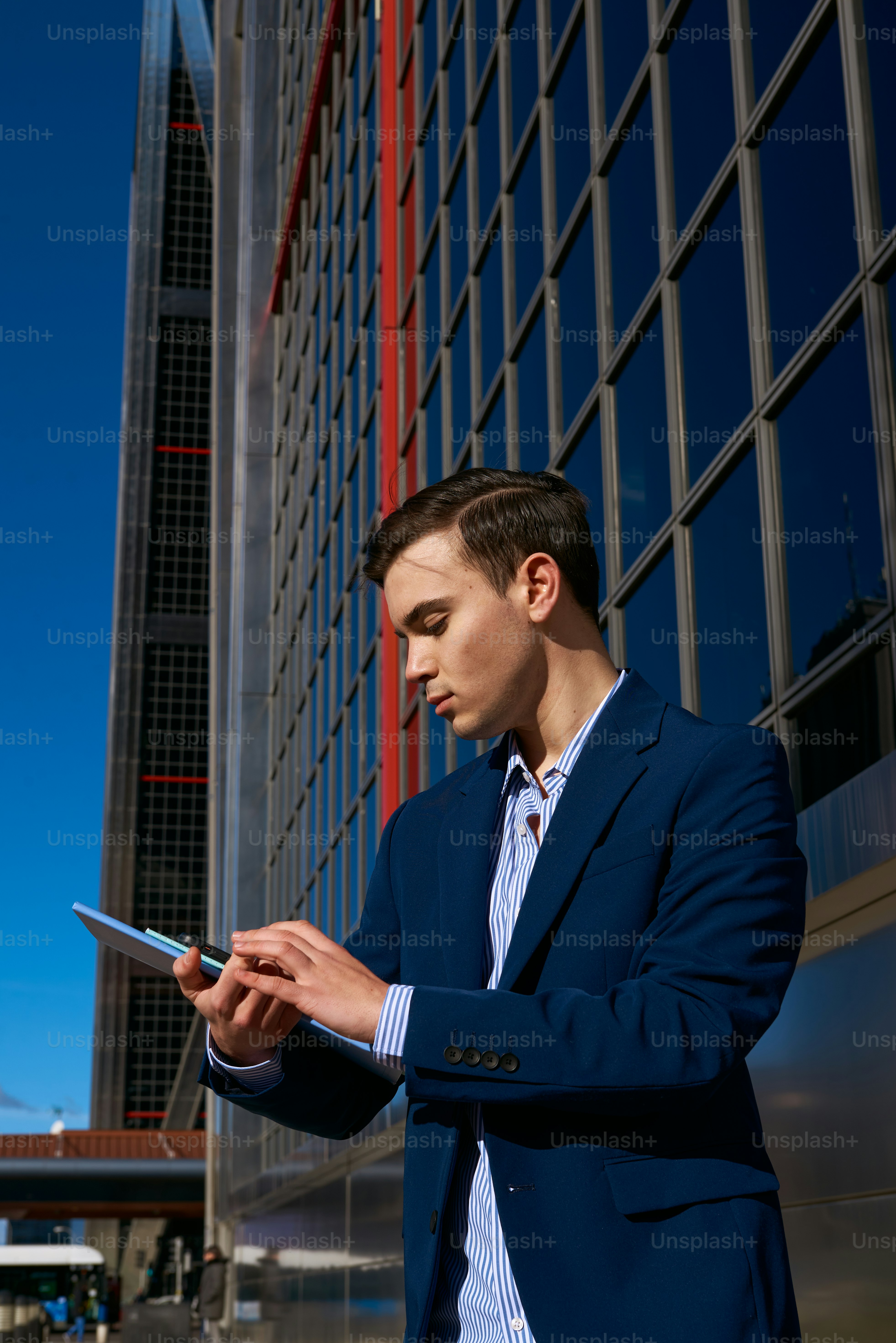 100+ Man Images [HD] | Download Free Images on Unsplash