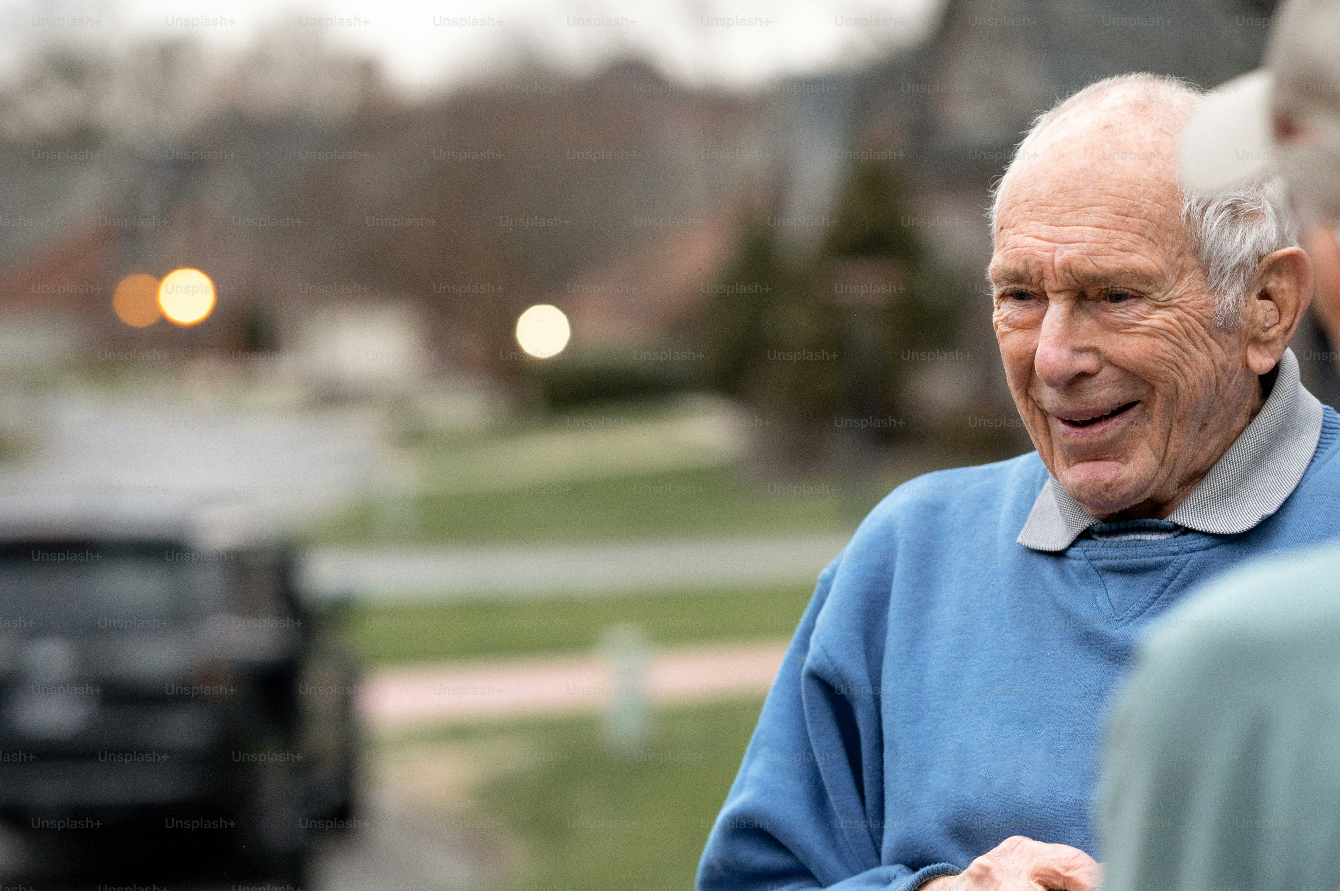 Elder Man Pictures | Download Free Images on Unsplash